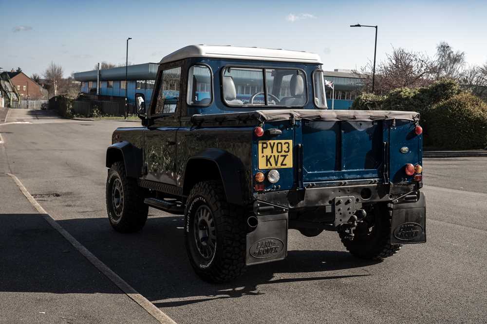 Lot 6 - 2003 Land Rover Defender 90 TD5
