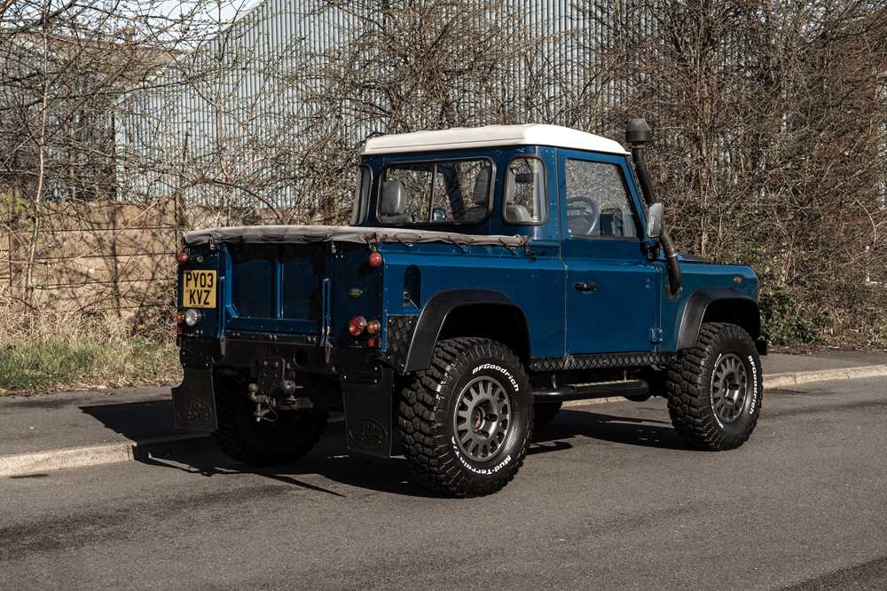 Lot 6 - 2003 Land Rover Defender 90 TD5