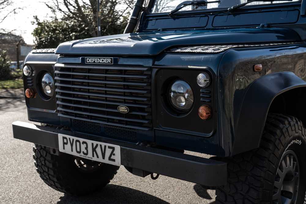 Lot 6 - 2003 Land Rover Defender 90 TD5
