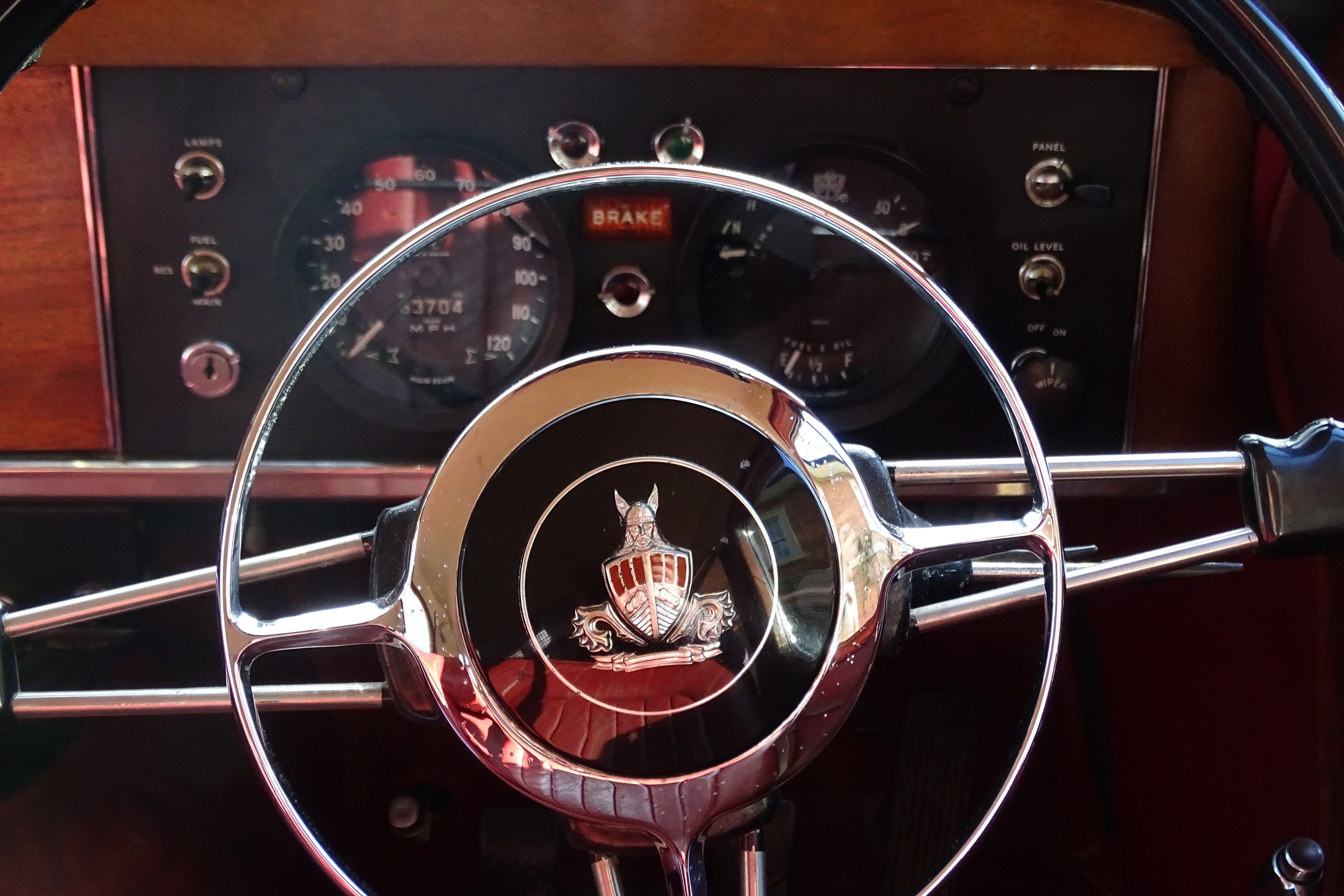 Lot 53 - 1962 Rover P4 95