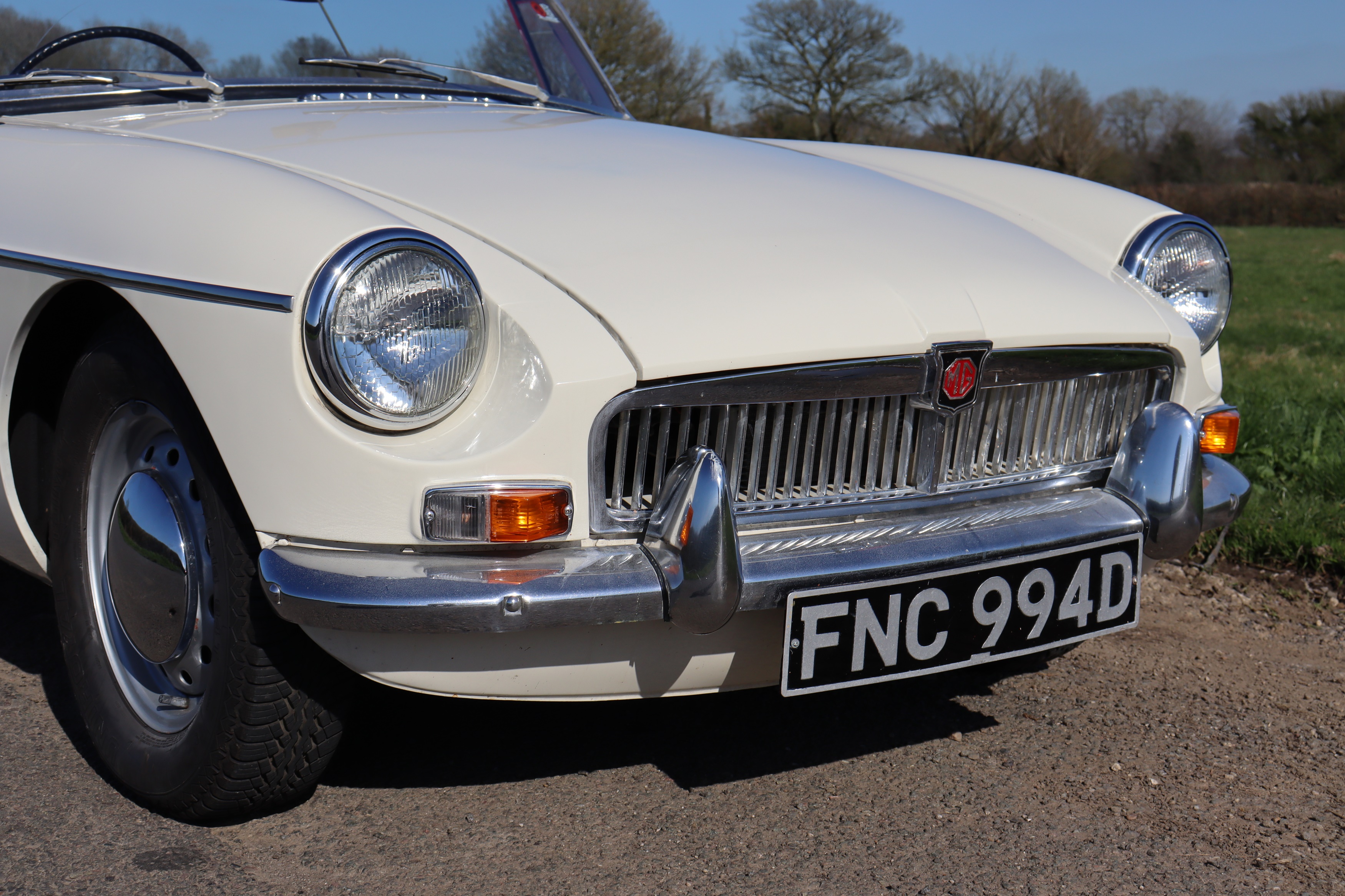 Lot 2 - 1966 MG B Roadster