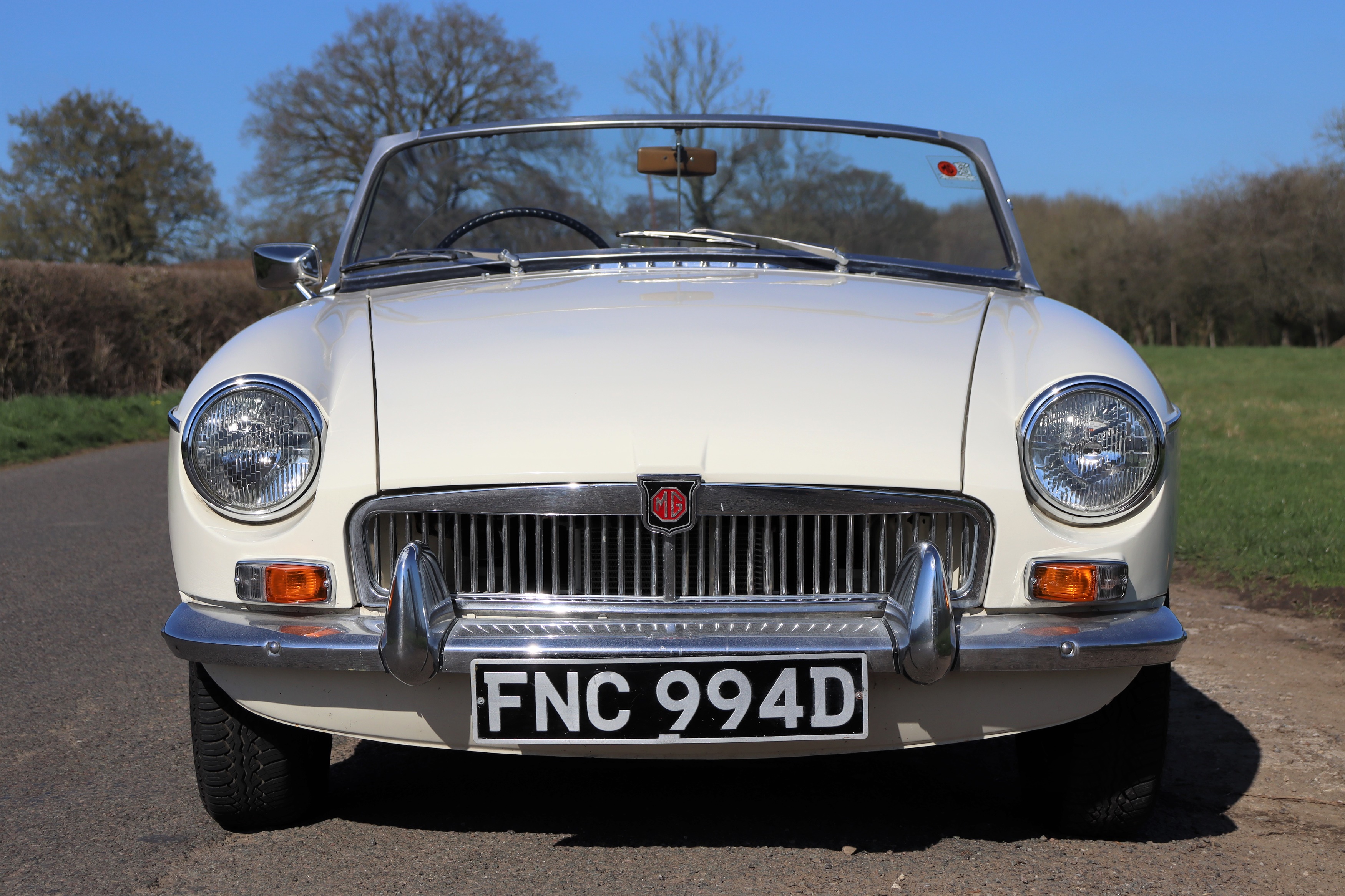 Lot 2 - 1966 MG B Roadster