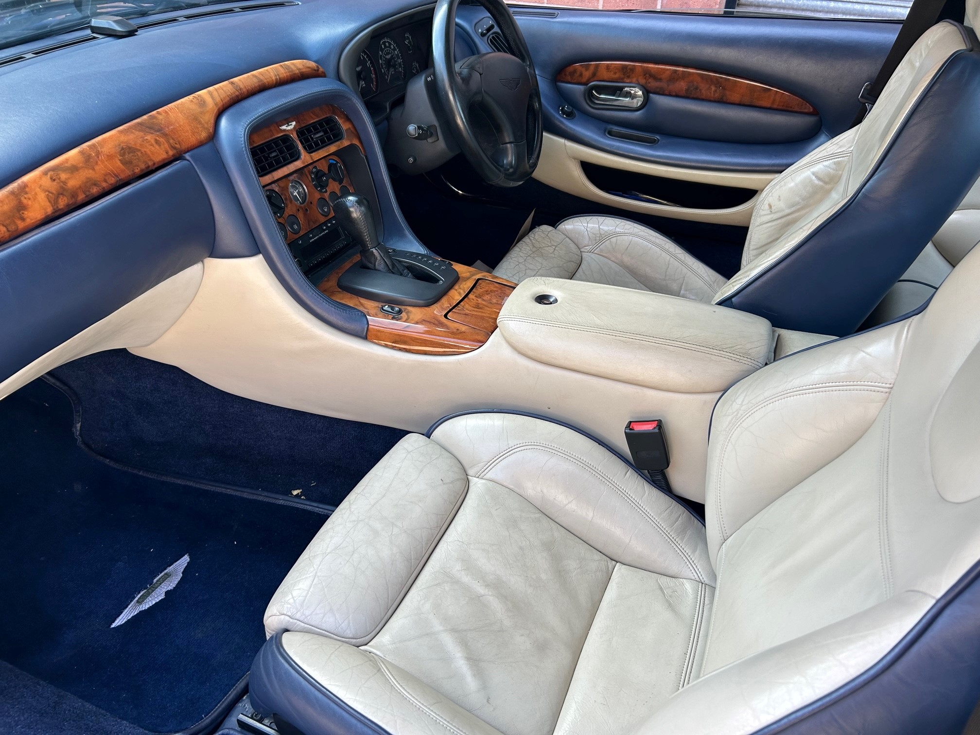 Lot 87 - 2003 Aston Martin DB7 Vantage