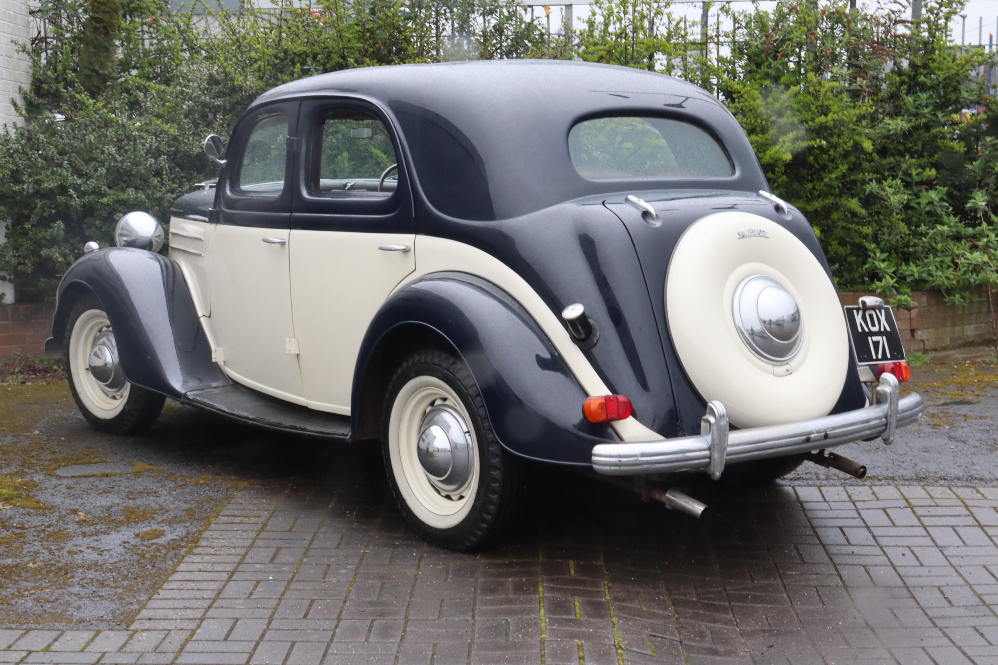 Lot 79 - 1950 Ford V8 Pilot