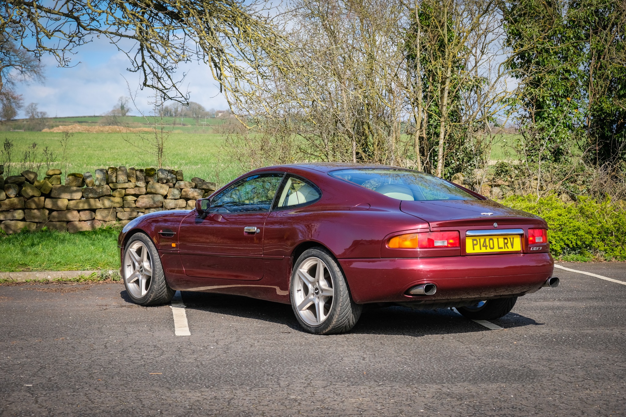 Lot 70 - 1997 Aston Martin DB7 Coupe