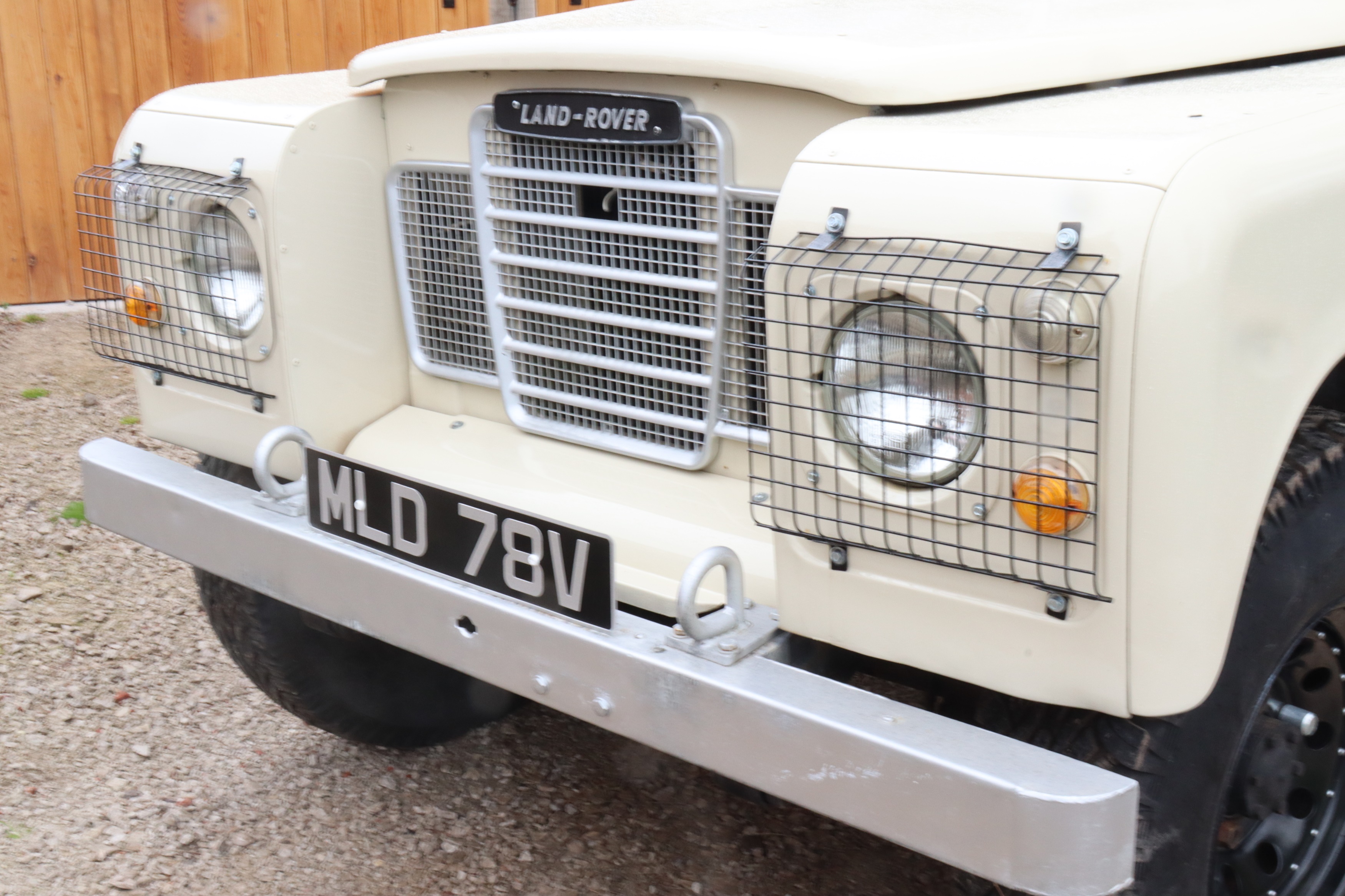 Lot 13 - 1980 Land Rover Series III 88"