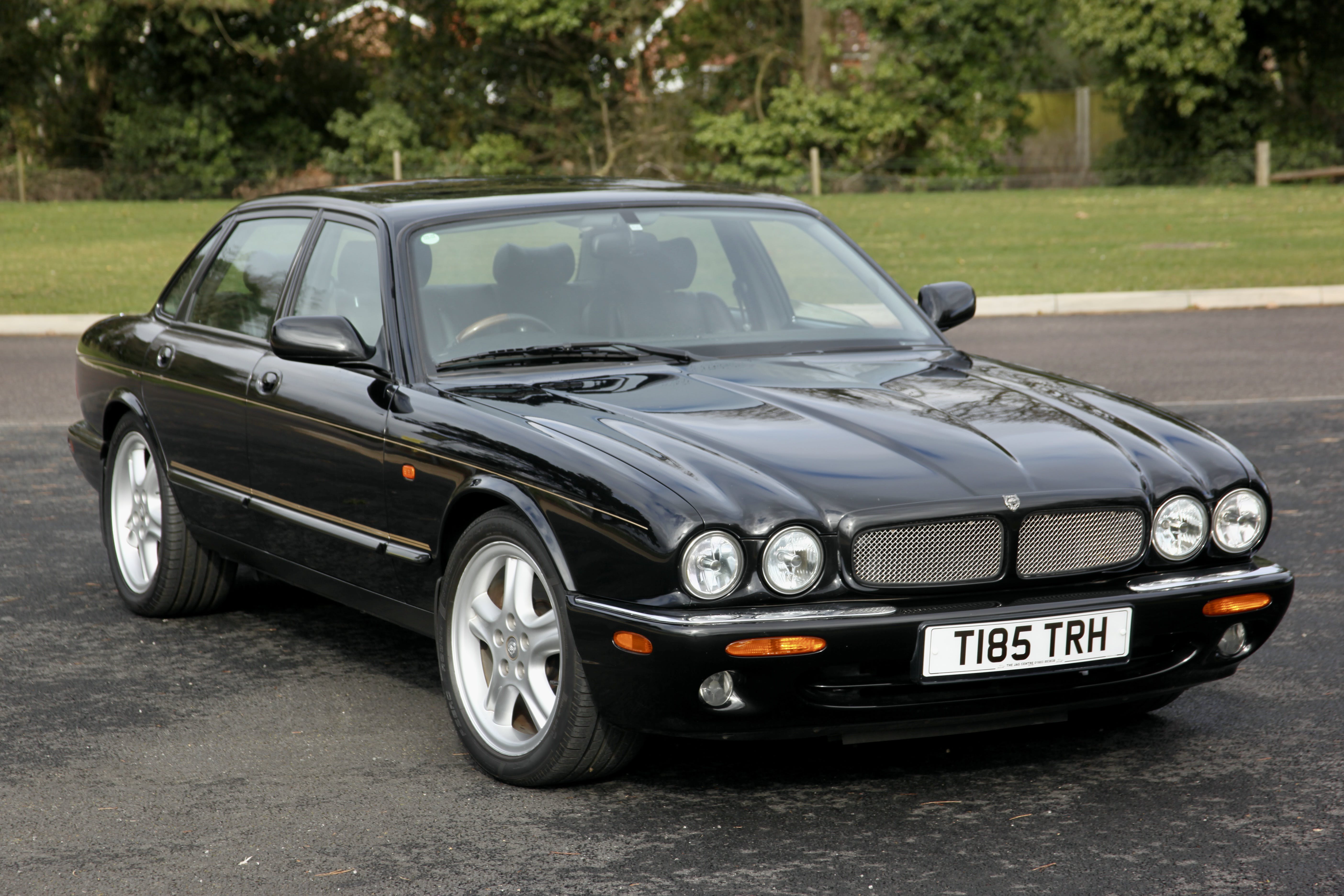 1999 Jaguar XJR V8 Supercharged