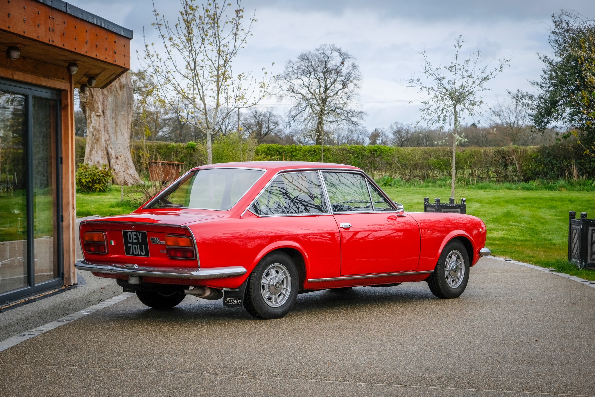 Lot 49 - 1971 Fiat 124 Sport Coupé