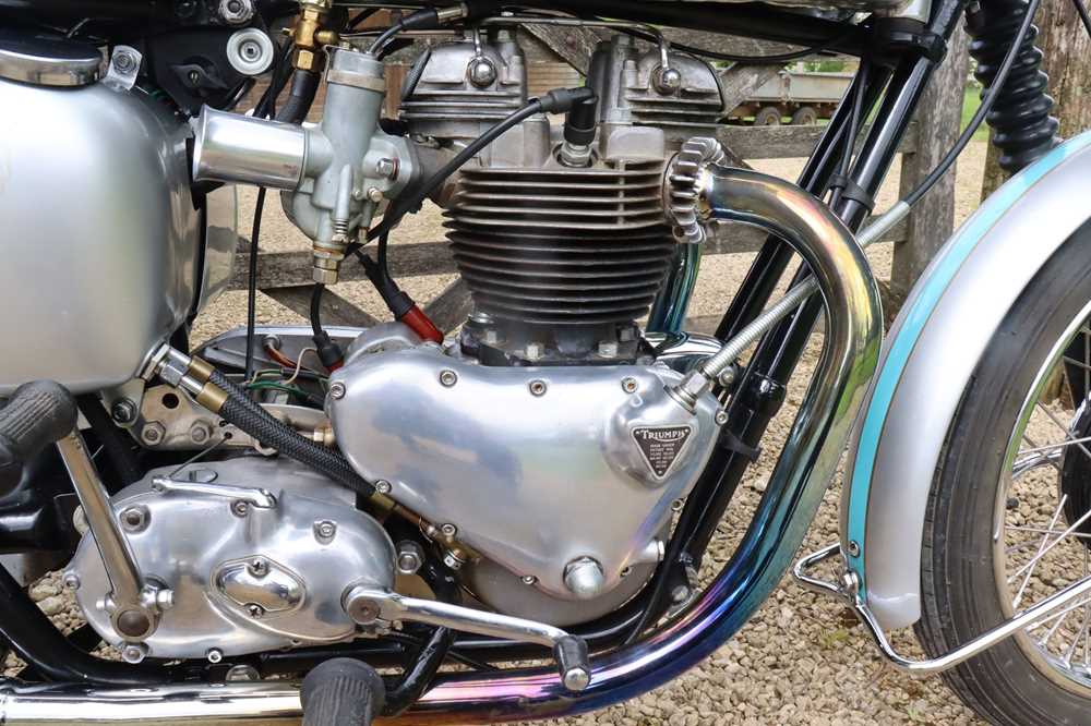 Lot 201 - 1961 Triumph T120R Bonneville