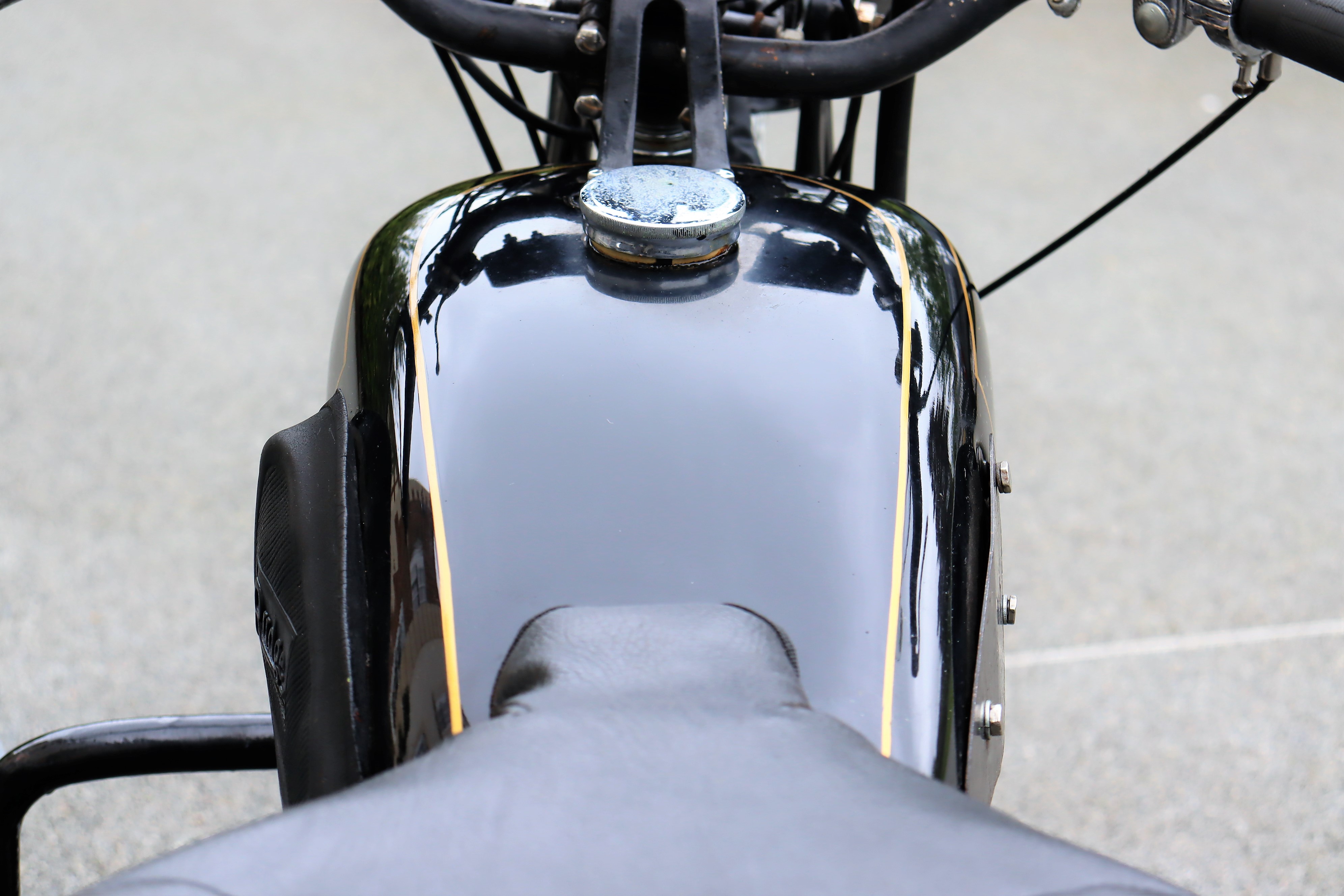 Lot 281 - 1935 Rudge Special Combination