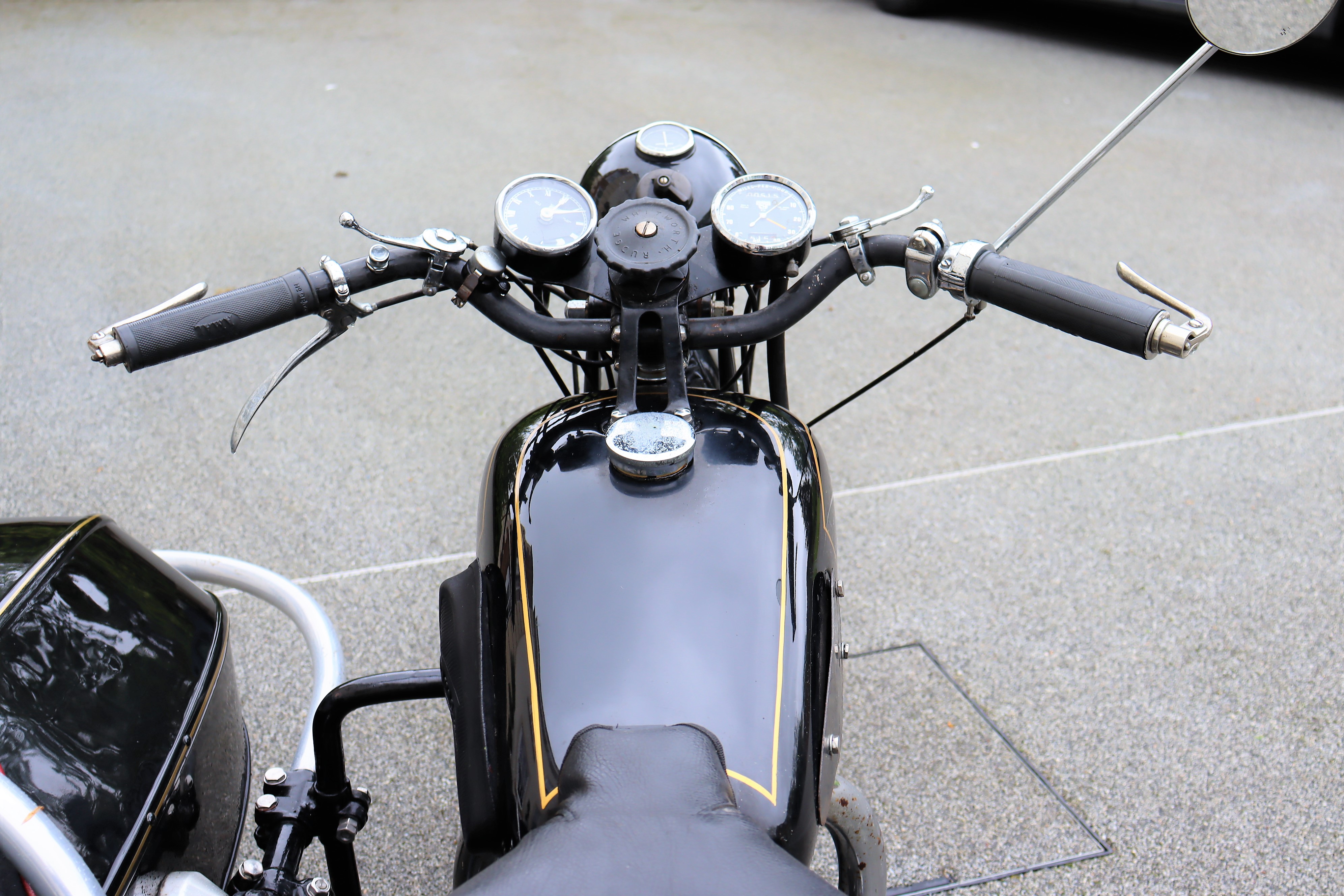 Lot 281 - 1935 Rudge Special Combination