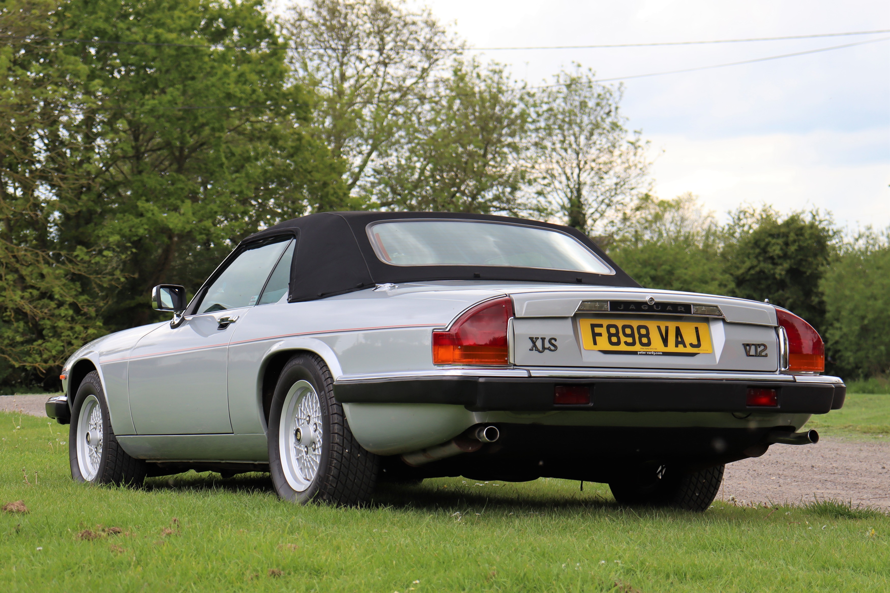 Lot 33 - 1989 Jaguar XJ-S V12 Convertible