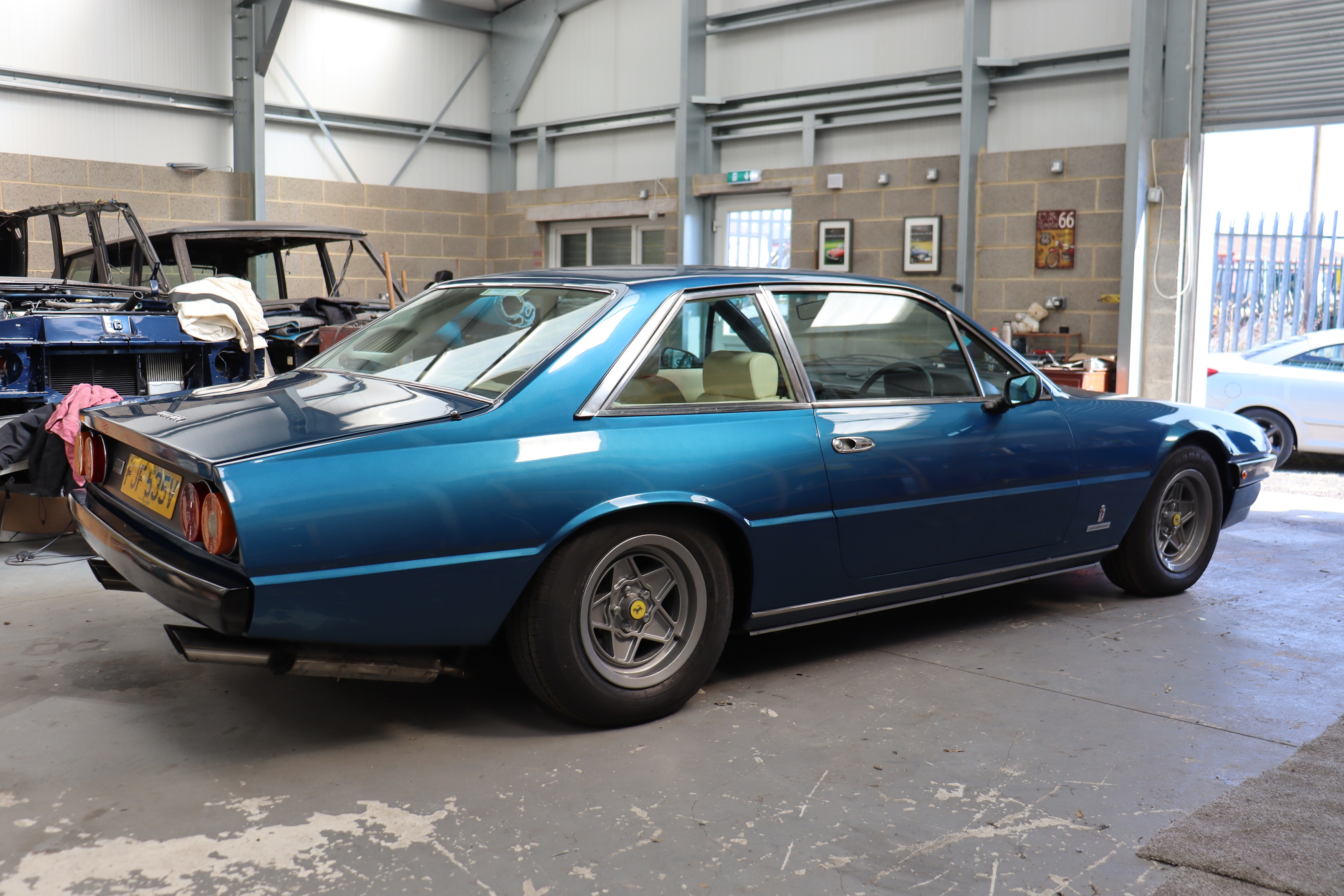 Lot 65 - 1979 Ferrari 400 GT