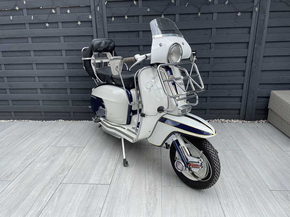 Lot 38 - 1967 Lambretta SX200