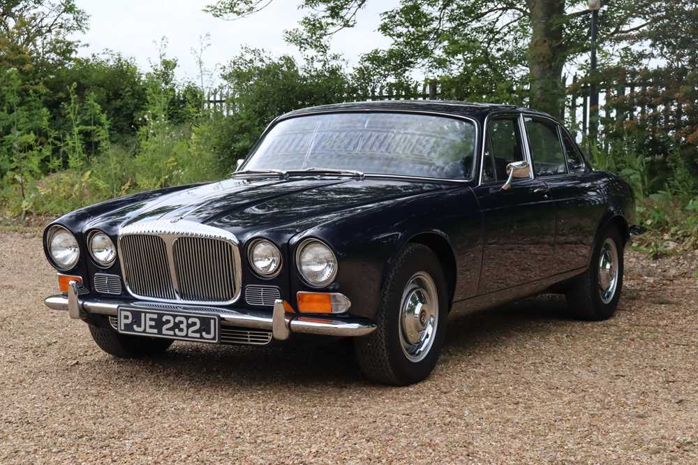 Lot 131 - 1971 Daimler 4.2 Sovereign
