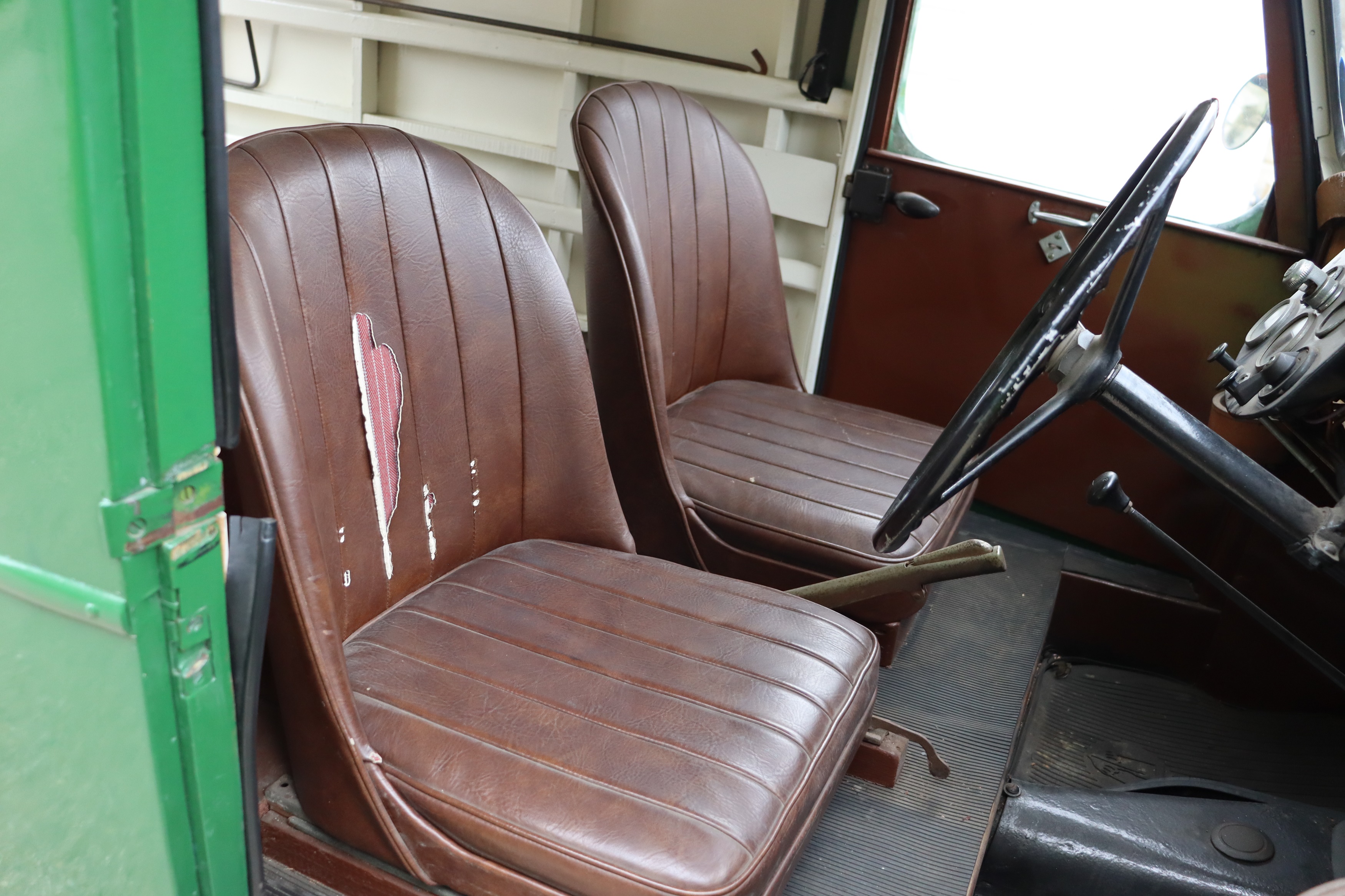 Lot 36 - 1951 Morris Z-Type Van