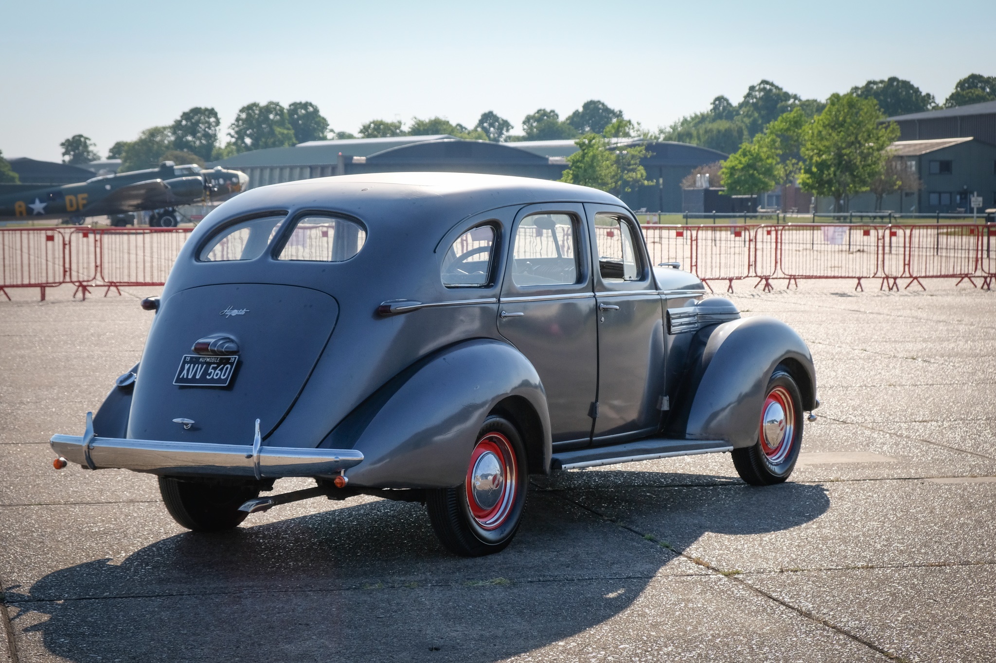 Lot 112 - 1939 Hupmobile Senior Six Series E Sedan