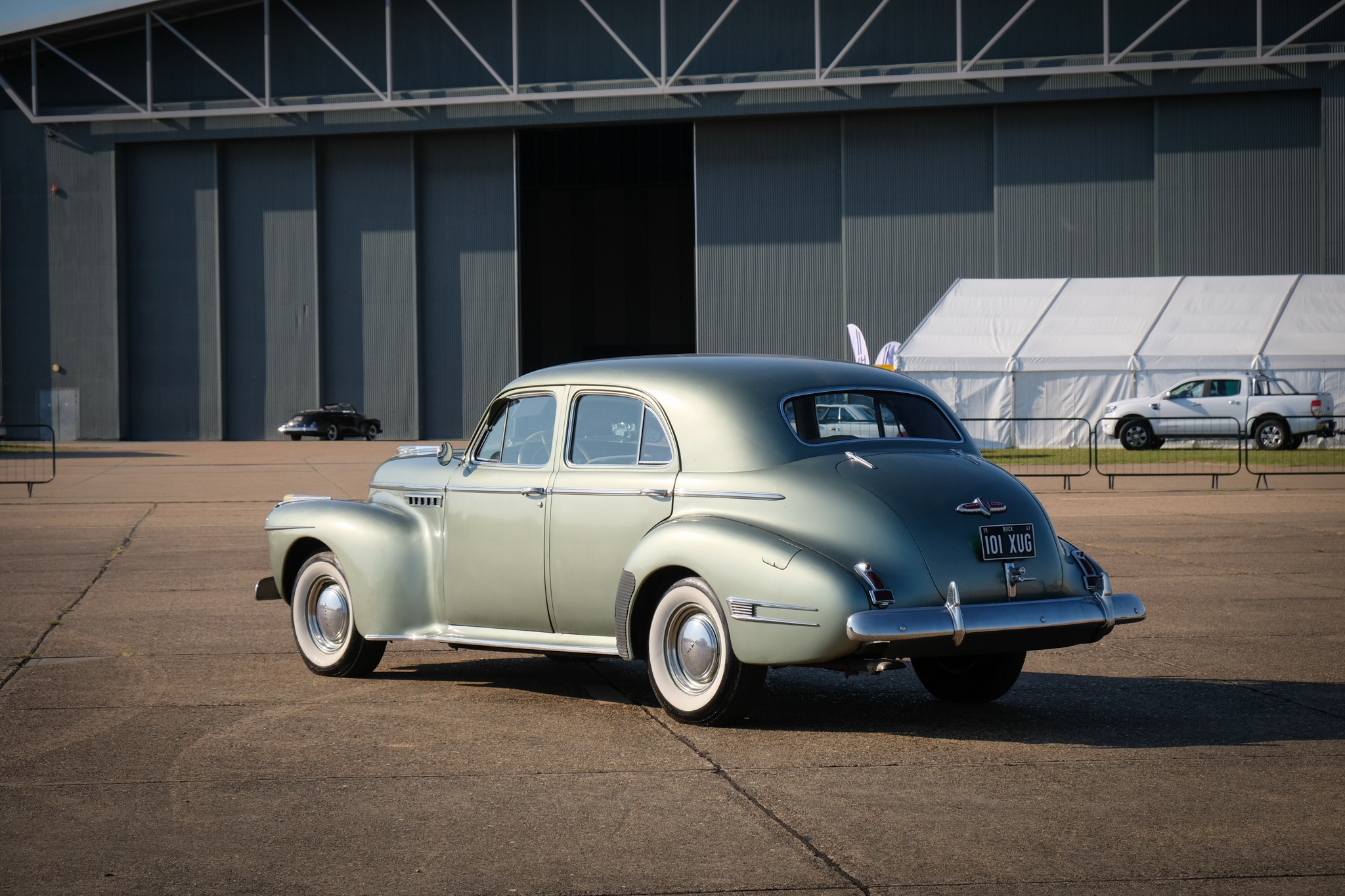Lot 46 - 1941 Buick Straight-8 'Fireball' Special