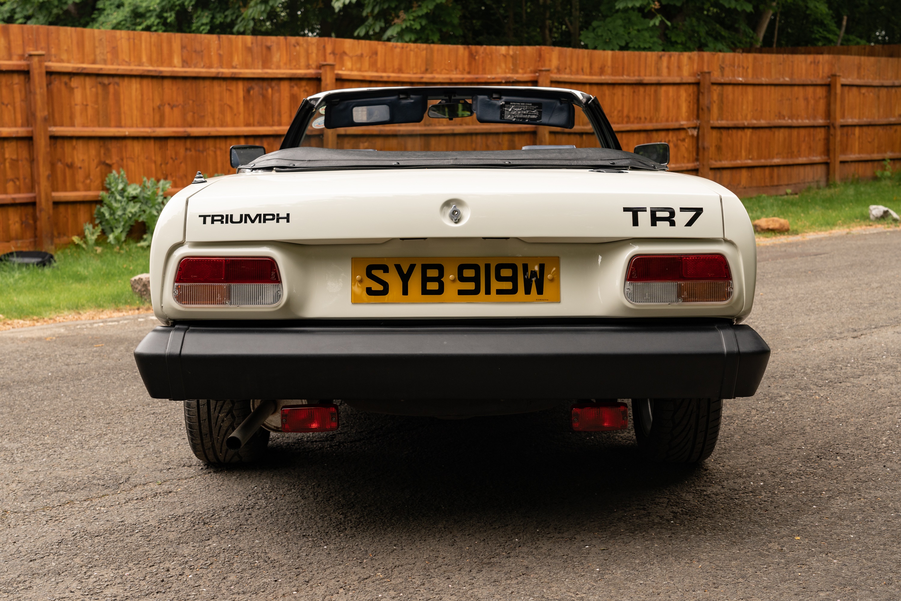 Lot 19 - 1980 Triumph TR7 Convertible