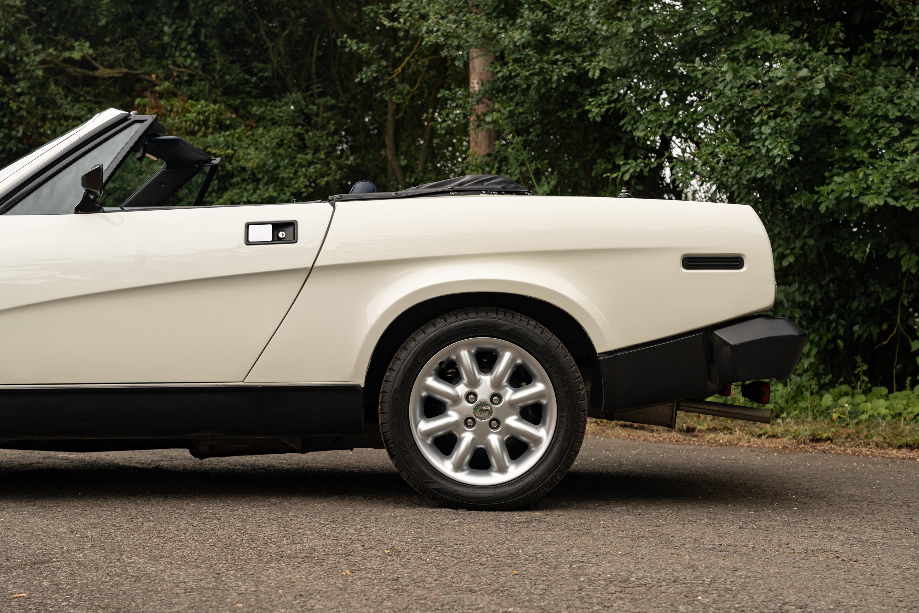 Lot 19 - 1980 Triumph TR7 Convertible