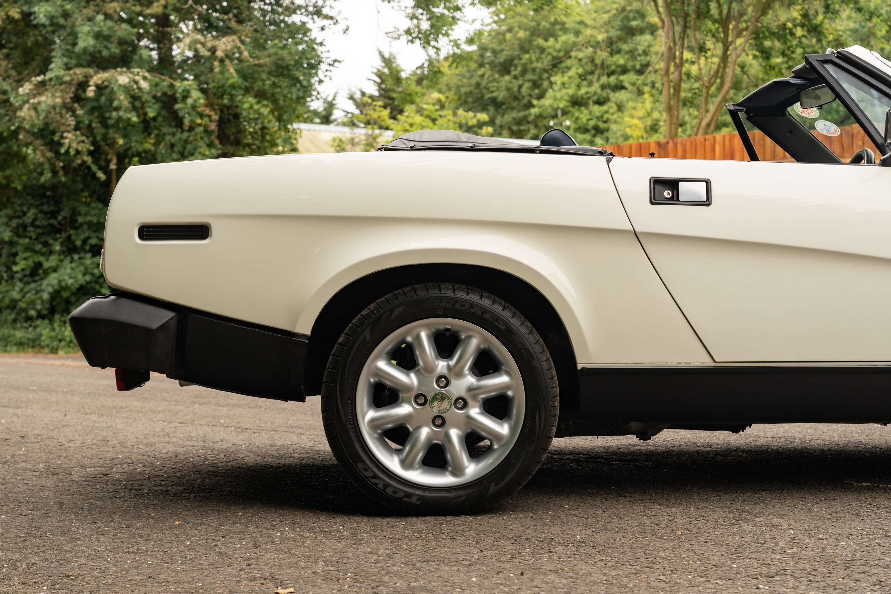 Lot 19 - 1980 Triumph TR7 Convertible