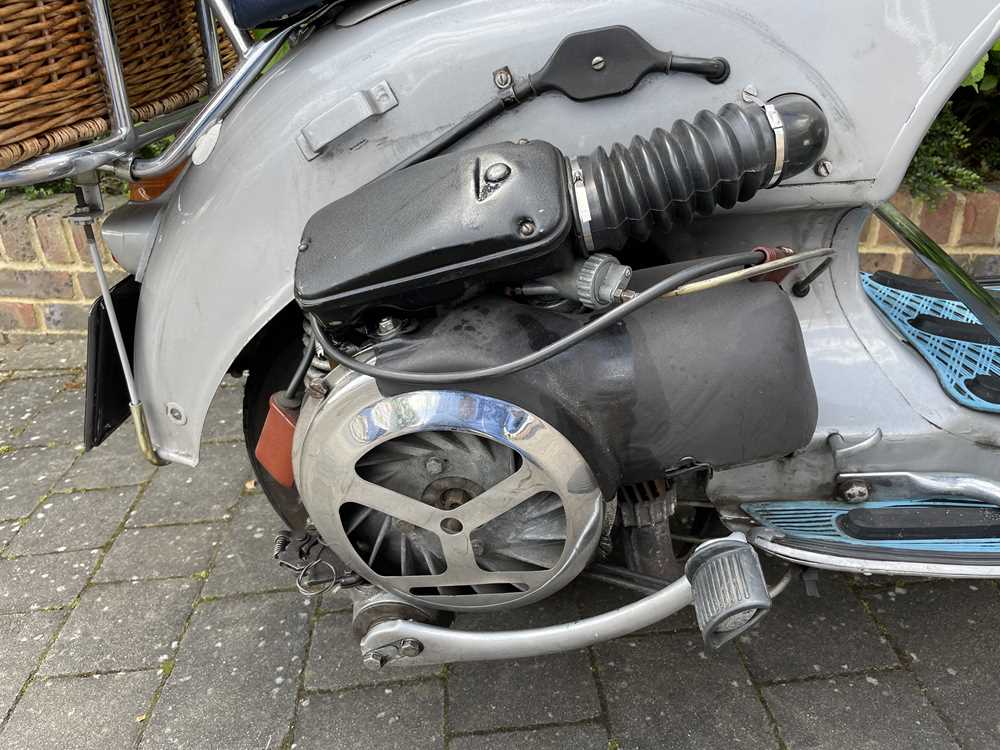 Lot 37 - 1960 Vespa (Douglas) GS VS5