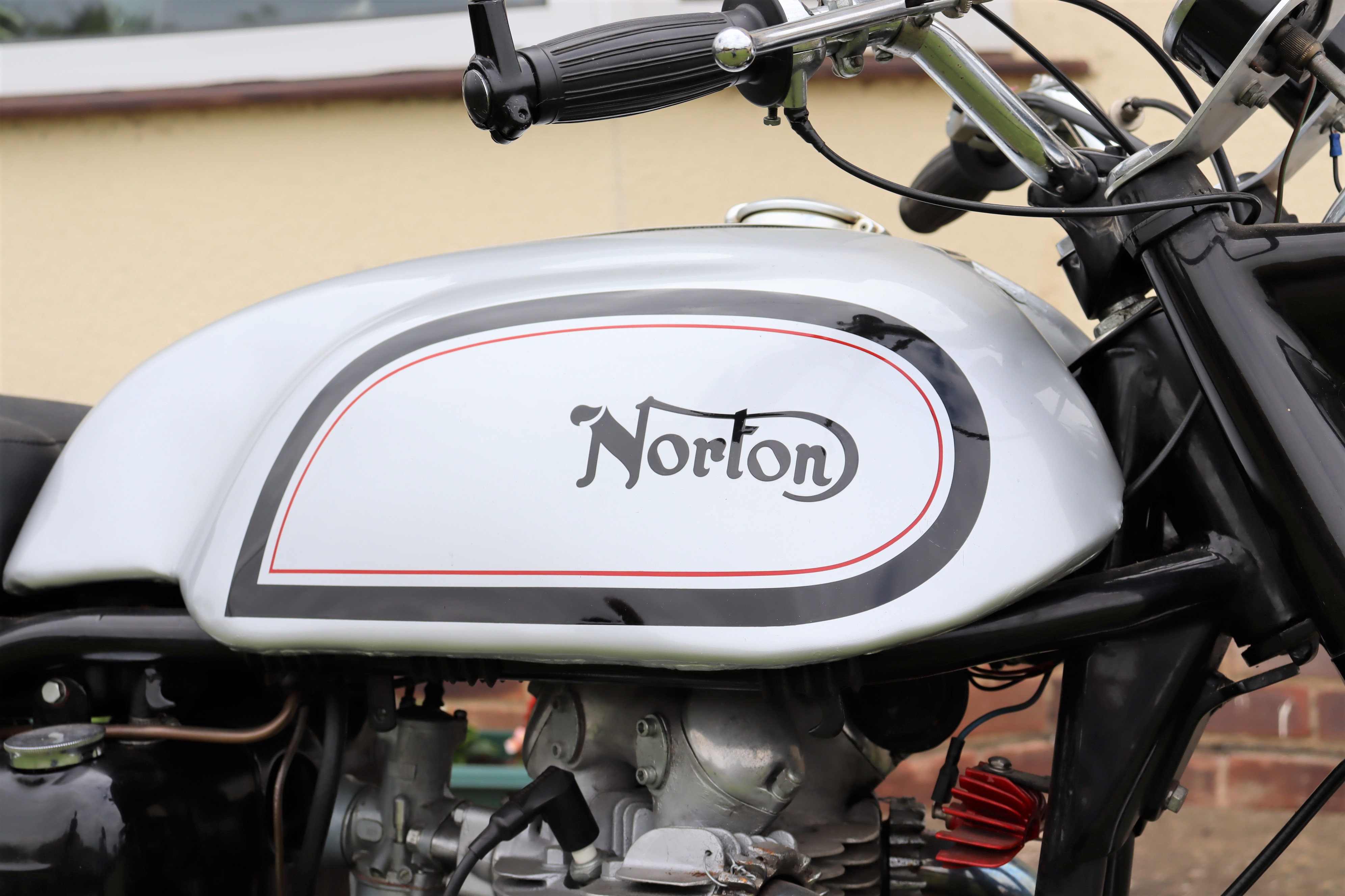 Lot 266 - 1958 Norton Dominator
