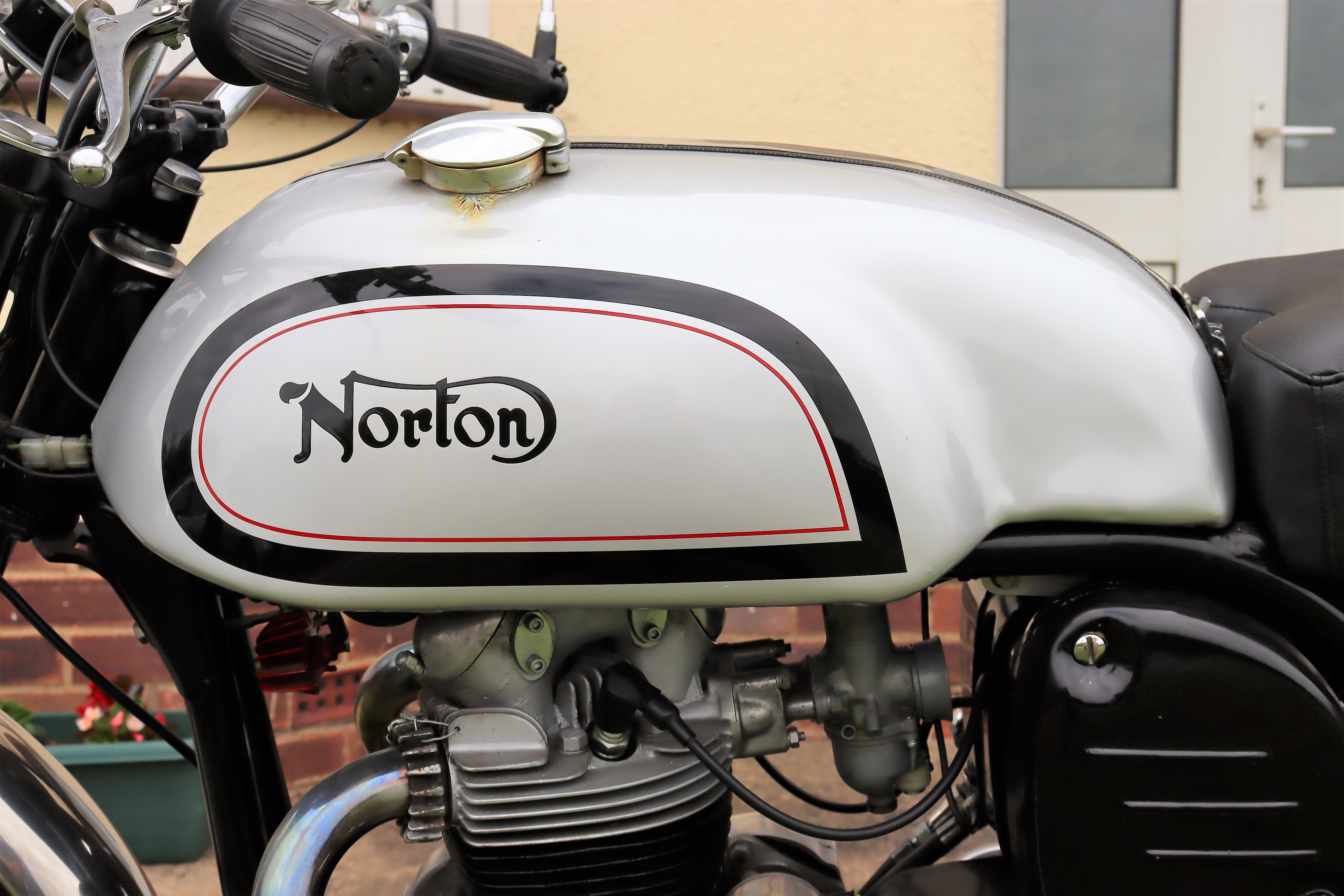 Lot 266 - 1958 Norton Dominator