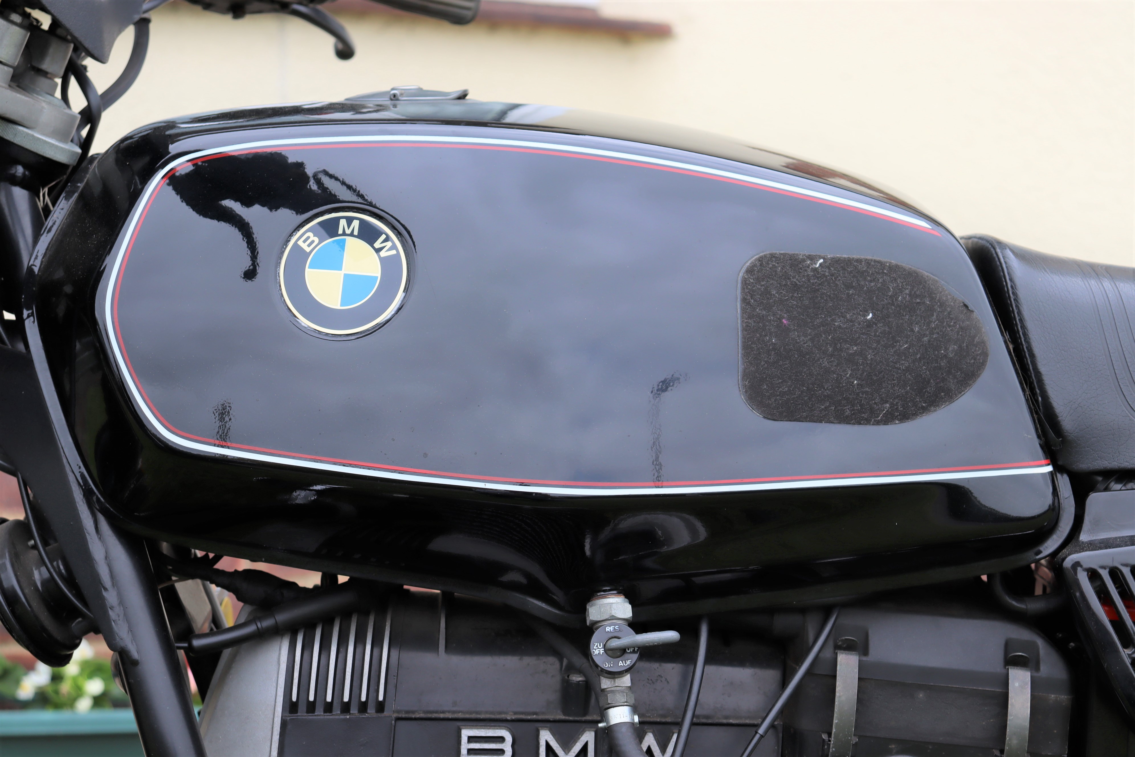 Lot 270 - 1983 BMW R65