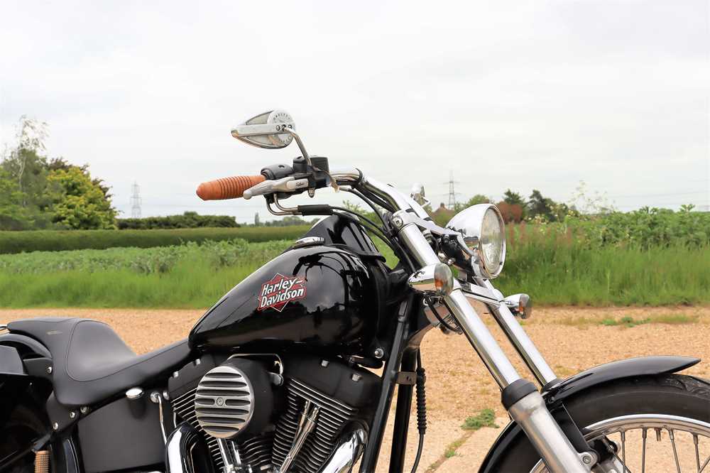 Lot 159 - 2001 Harley Davidson Night Train