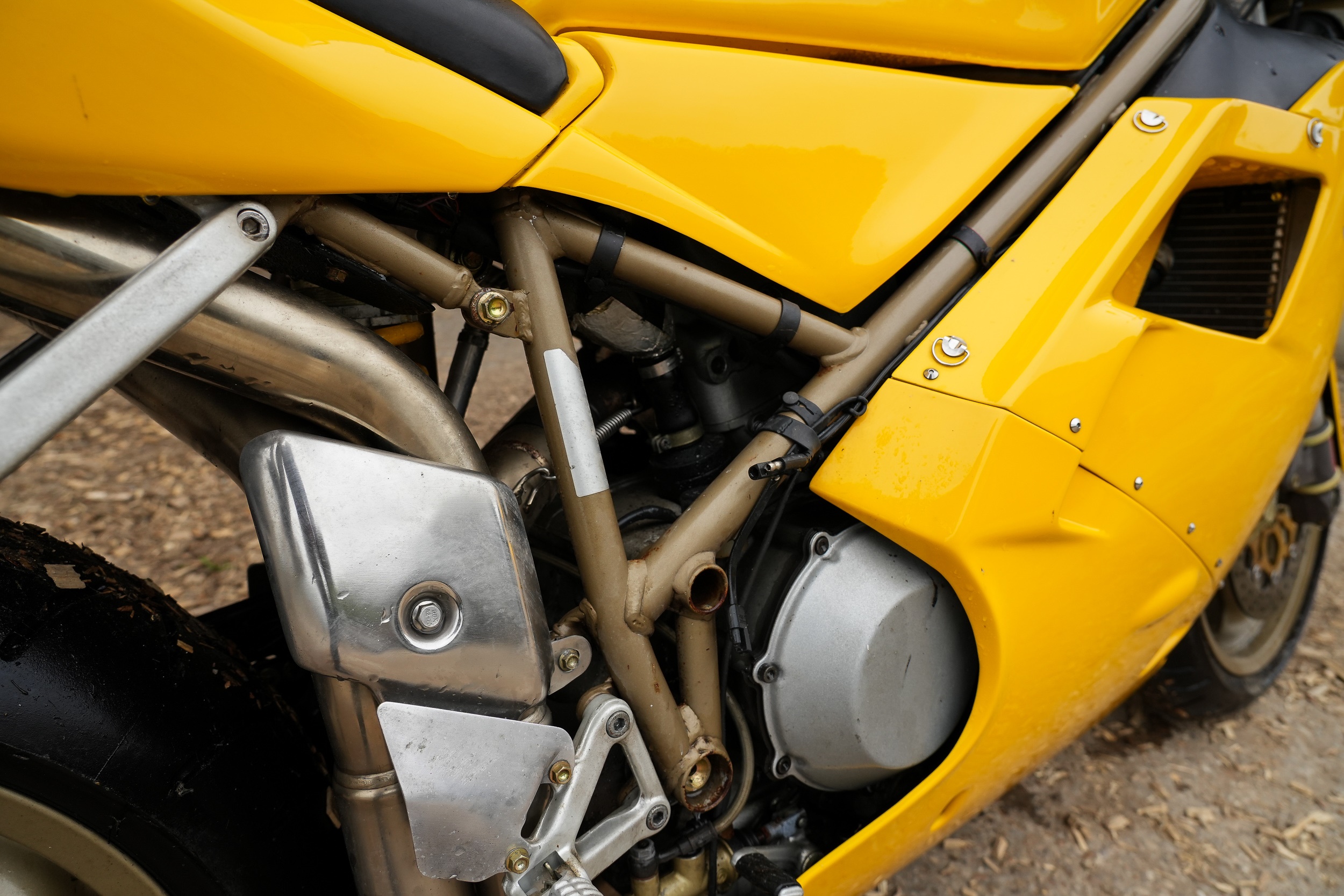 Lot 174 - 1999 Ducati 996