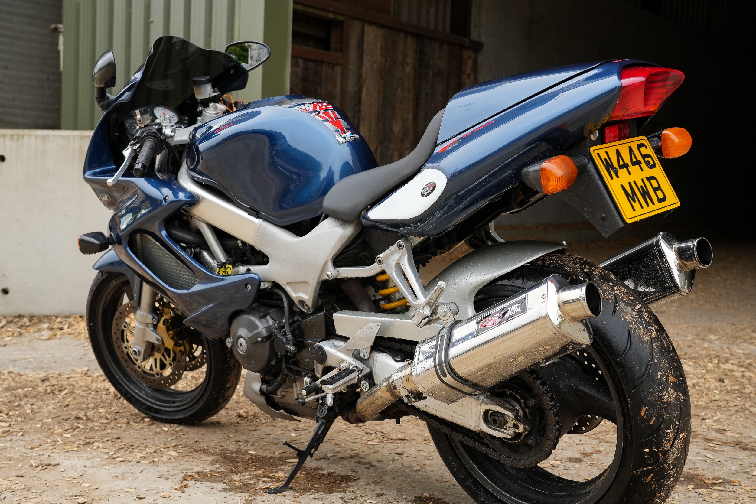 Lot 171 - 2000 Honda VTR1000F