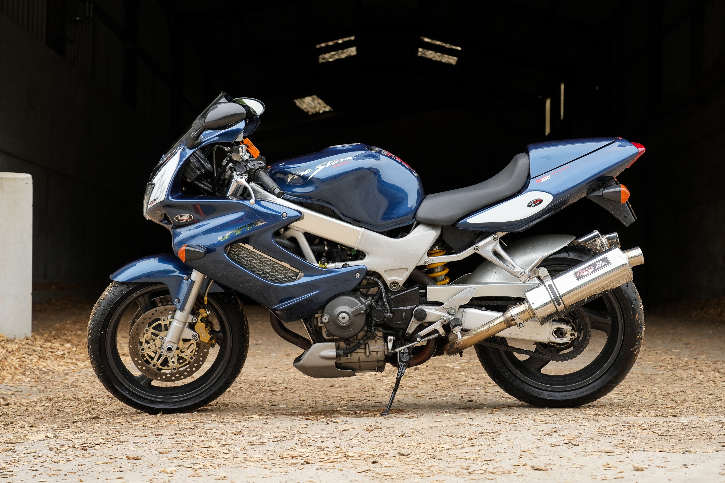 Lot 171 - 2000 Honda VTR1000F