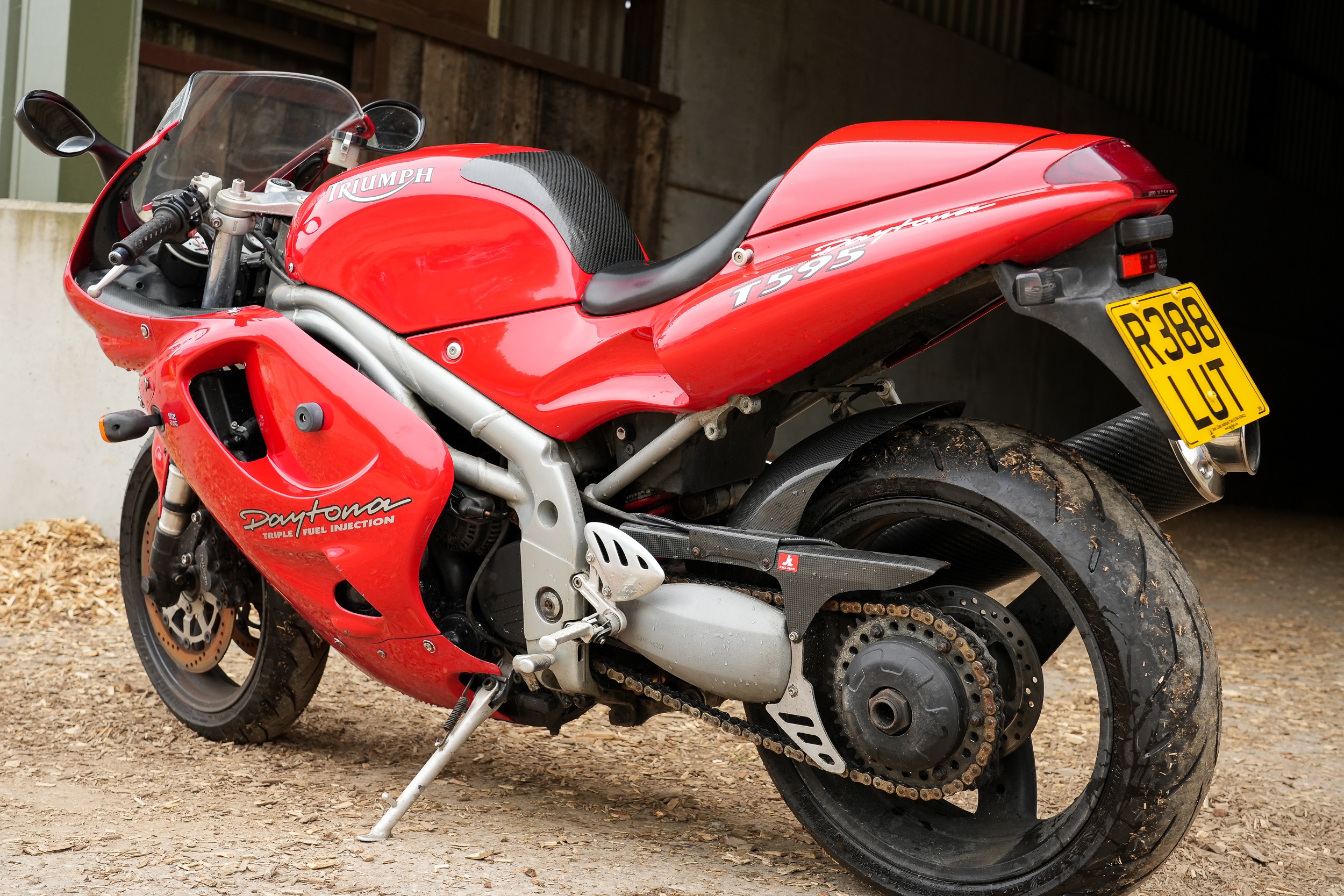 Lot 176 - 1998 Triumph T595 Daytona