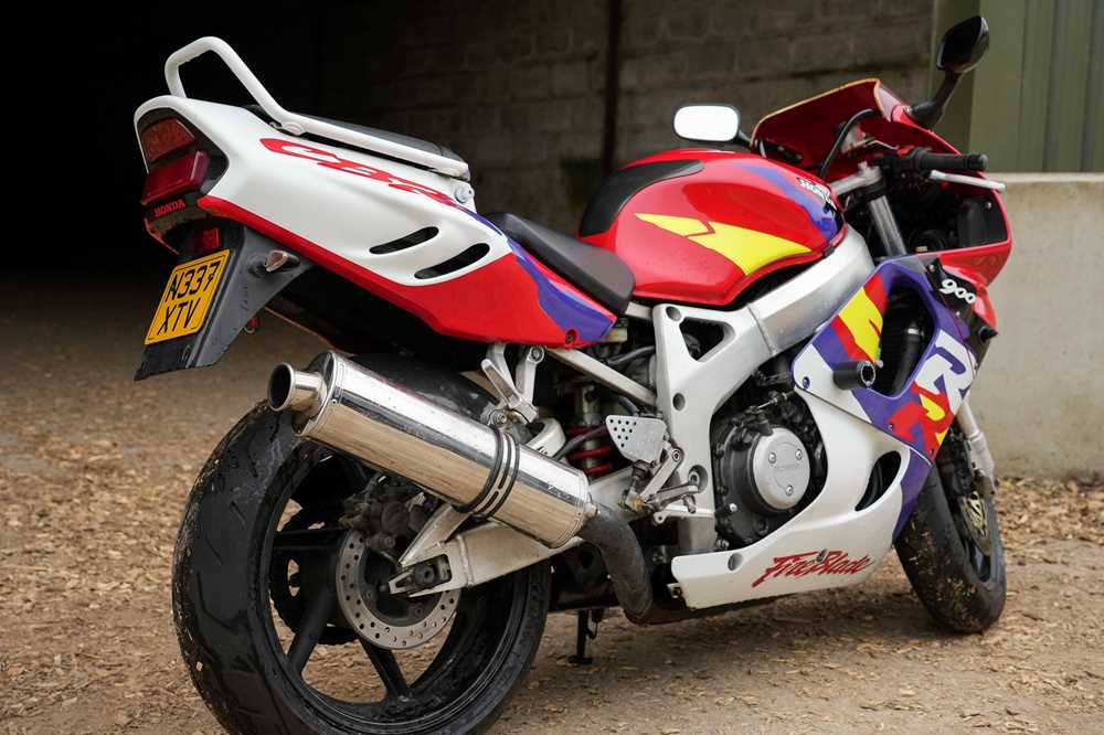Lot 189 - 1996 Honda CBR900RR 'Fireblade'