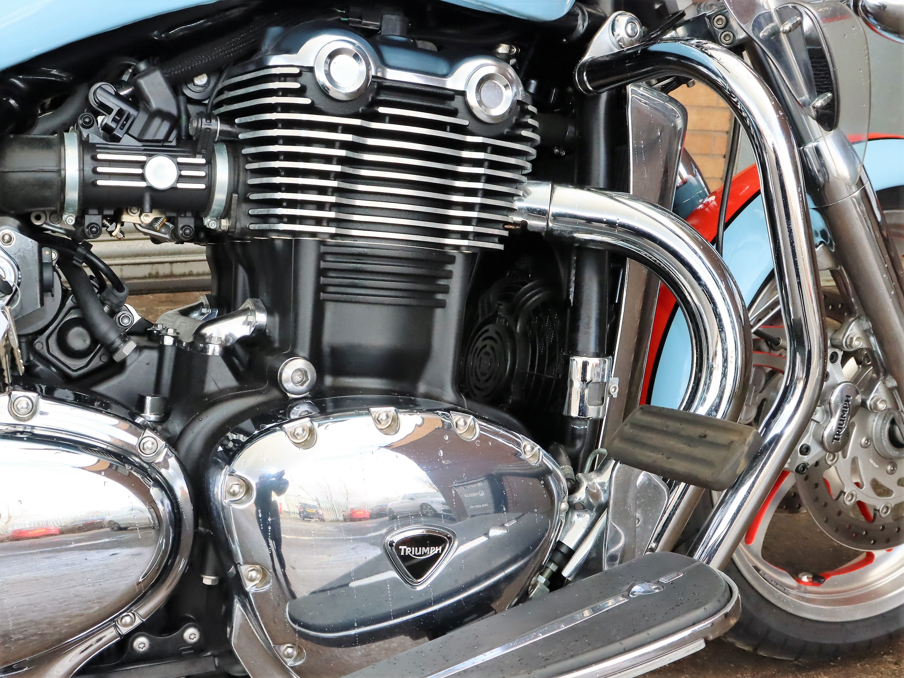 Lot 260 - 2010 Triumph Thunderbird 1700