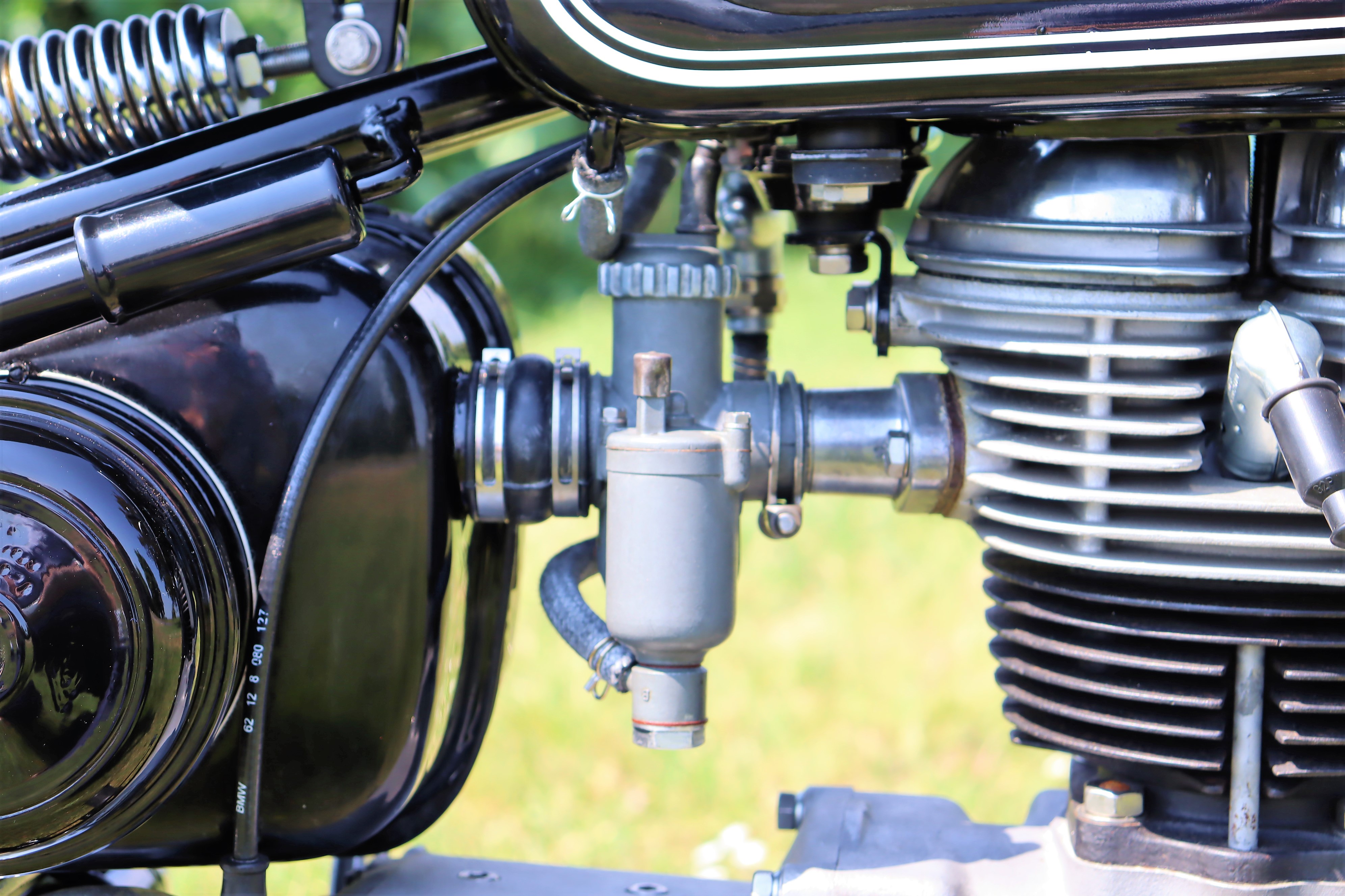 Lot 257 - 1964 BMW R27