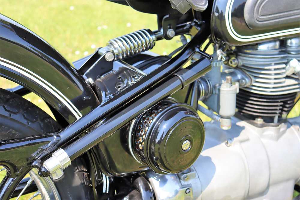 Lot 257 - 1964 BMW R27