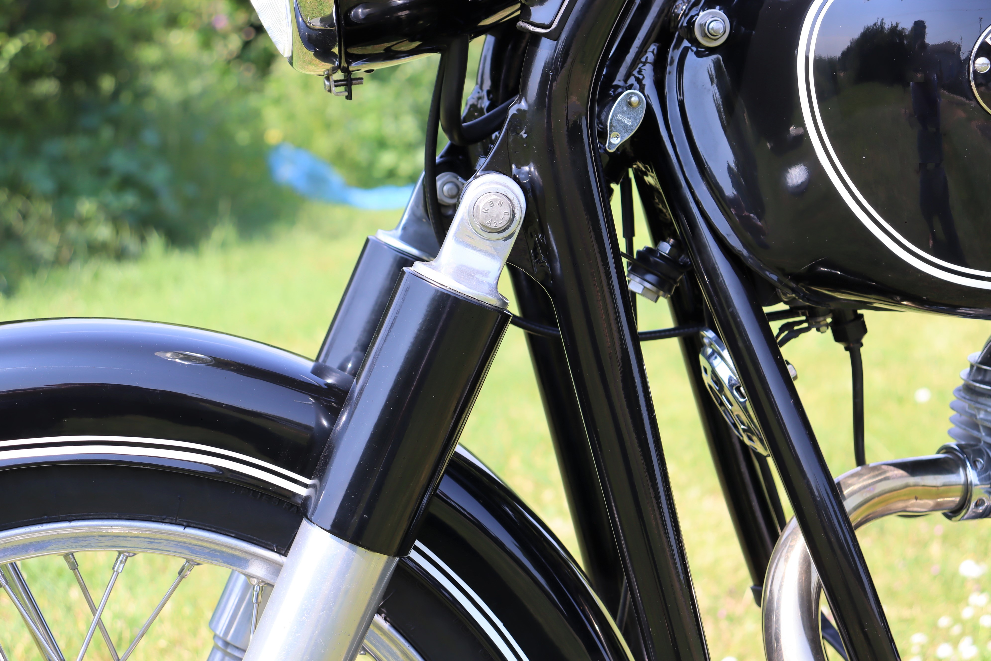 Lot 257 - 1964 BMW R27