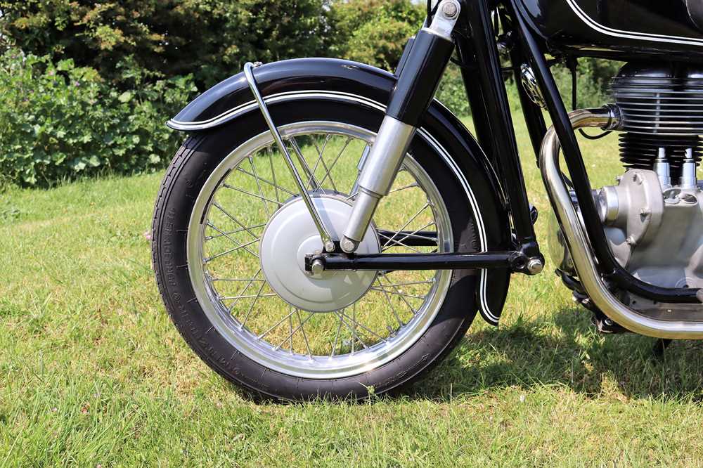 Lot 257 - 1964 BMW R27