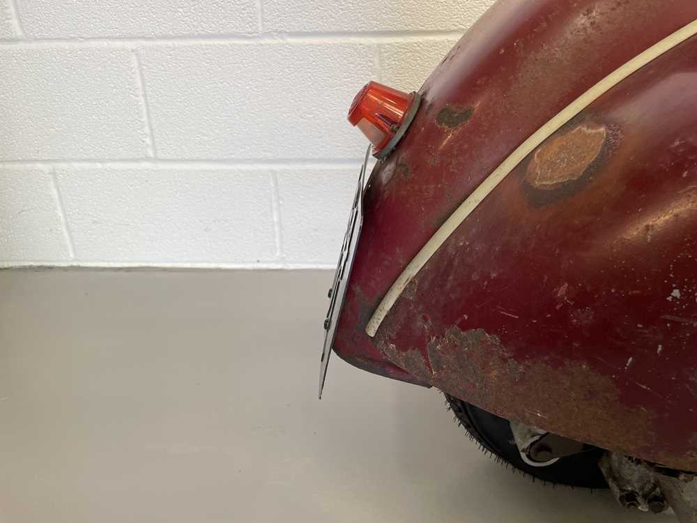 Lot 24 - 1957 Vespa Douglas 92L2