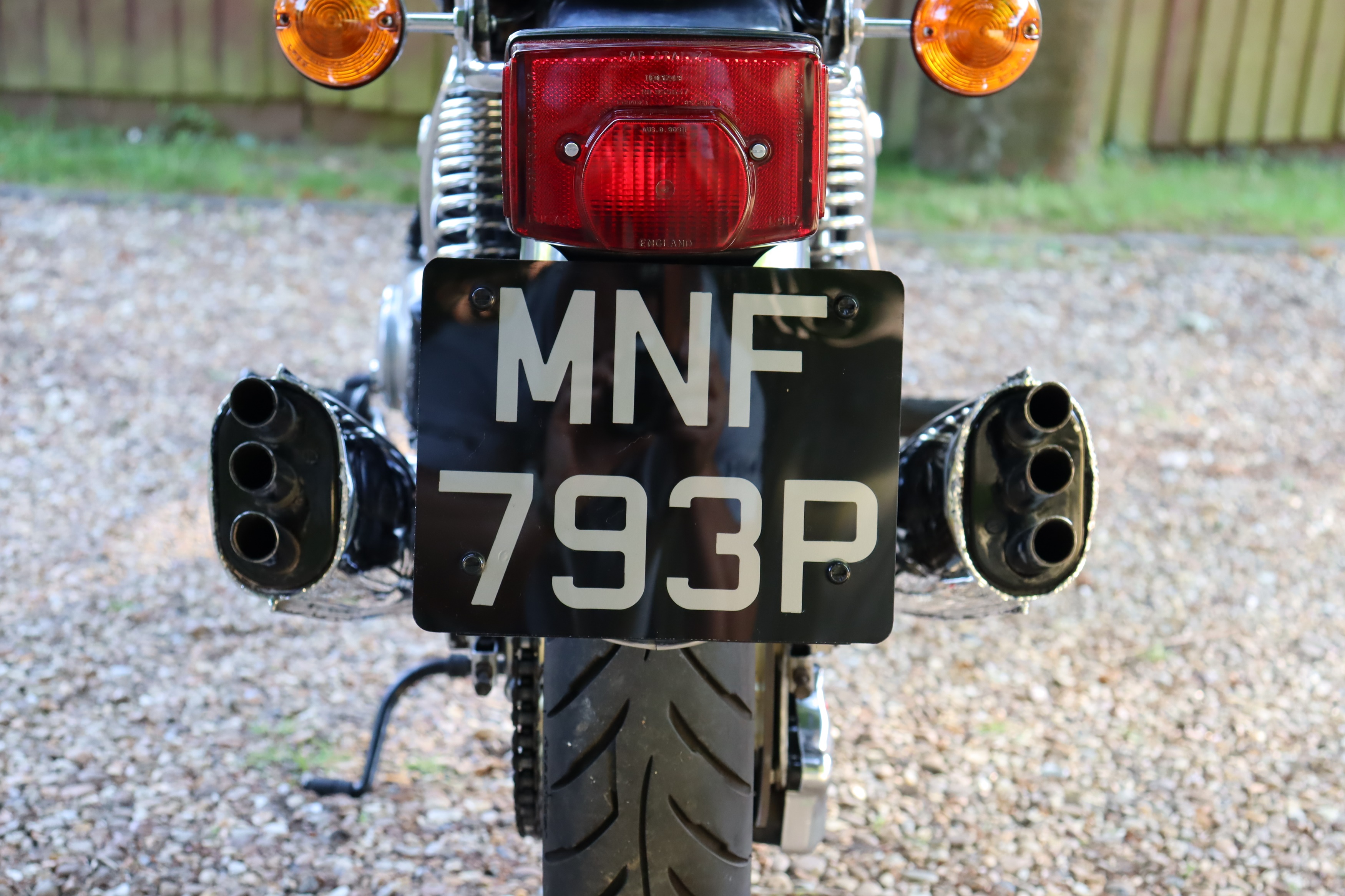 Lot 162 - 1976 Triumph T160