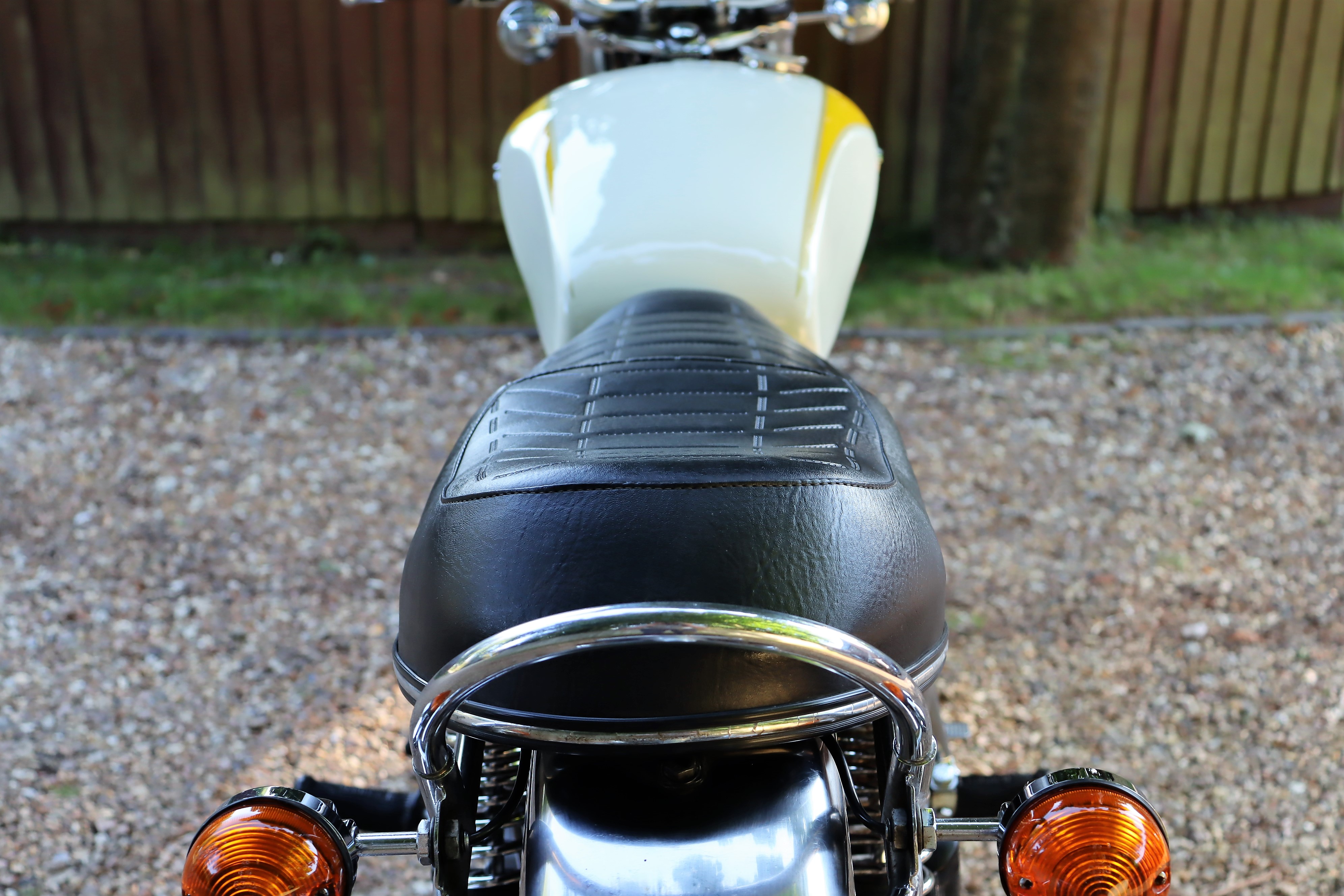 Lot 162 - 1976 Triumph T160