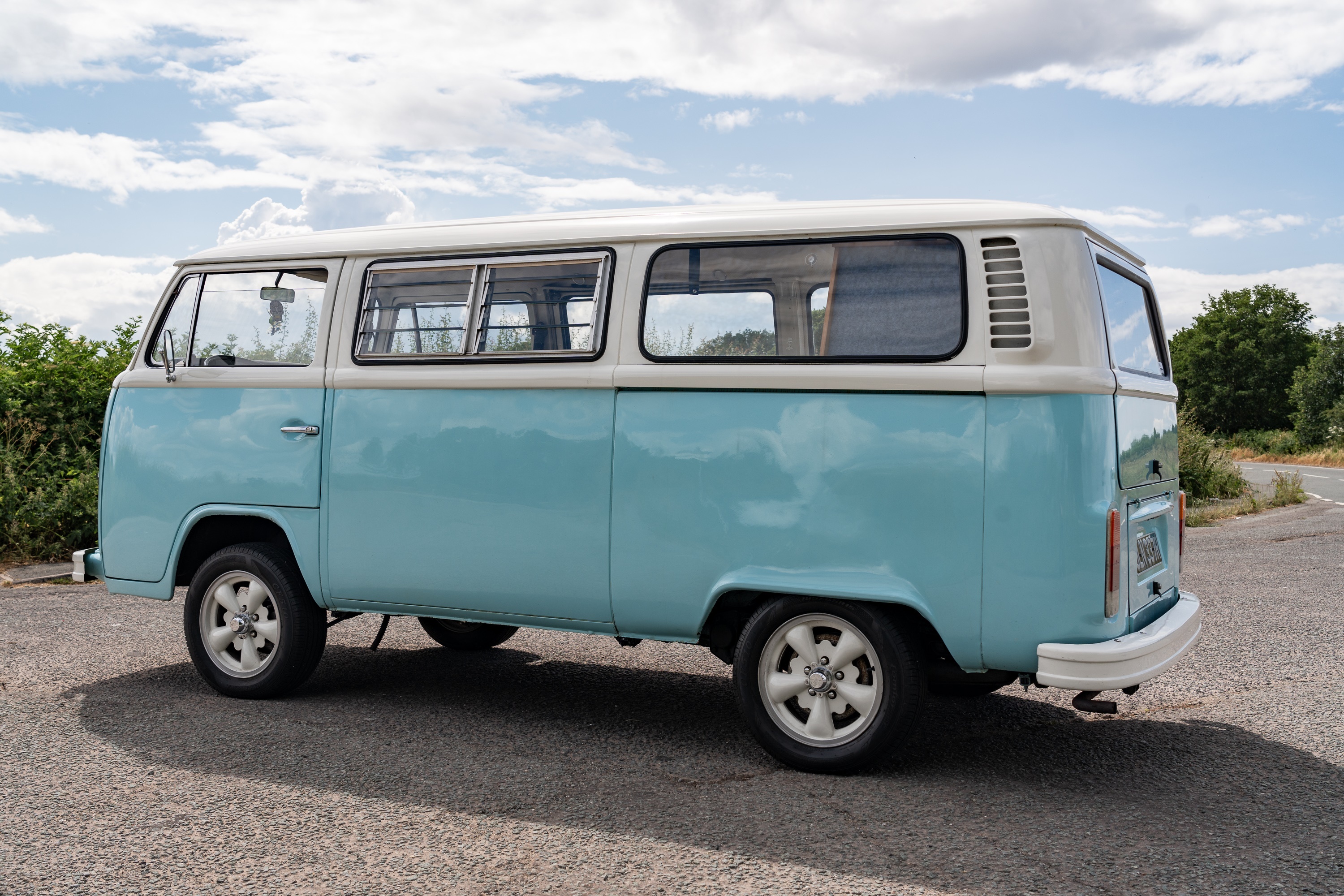 Lot 61 - 1976 Volkswagen Type 2 Camper Van