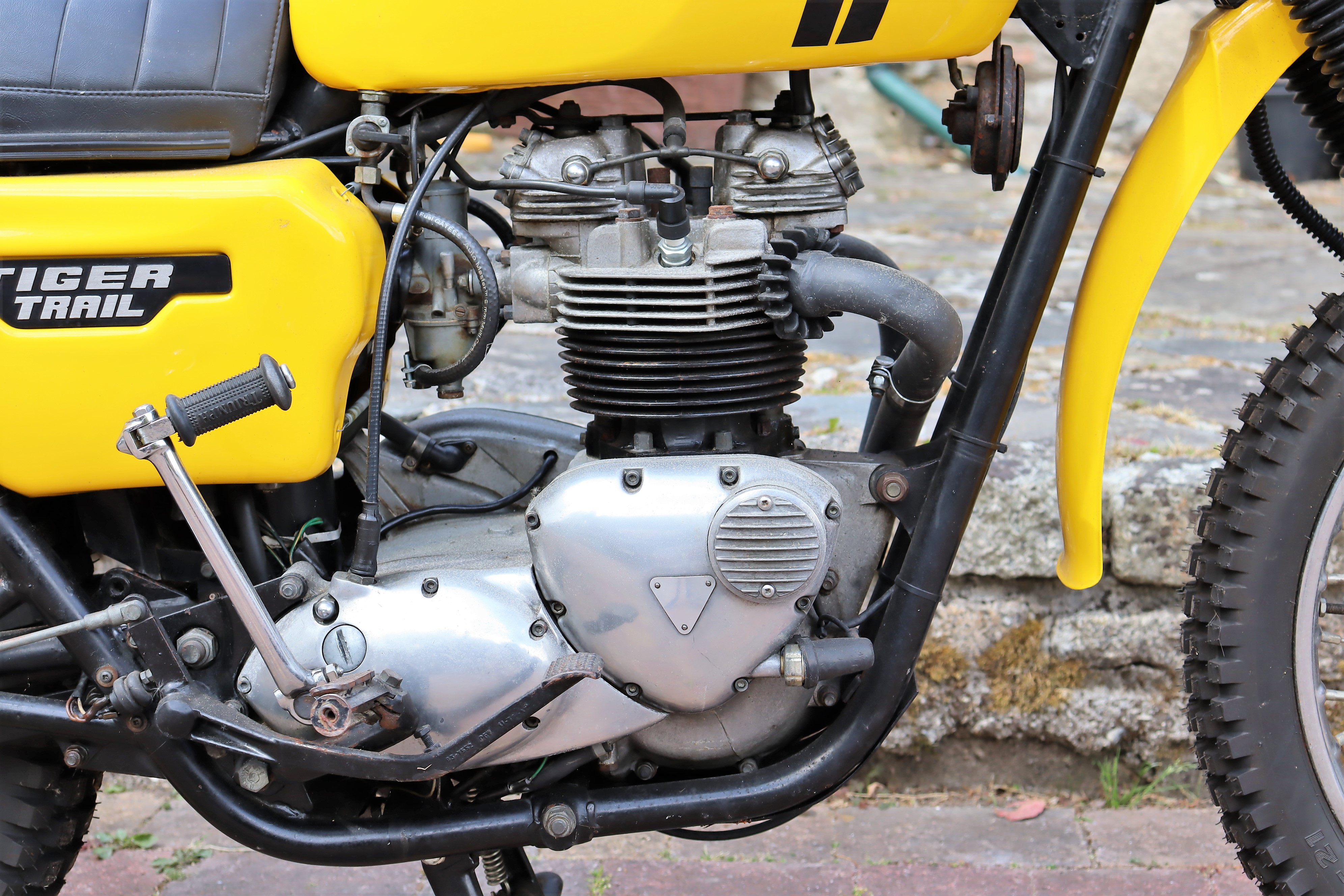 Lot 213 - 1981 Triumph 750 Tiger Trail Homage