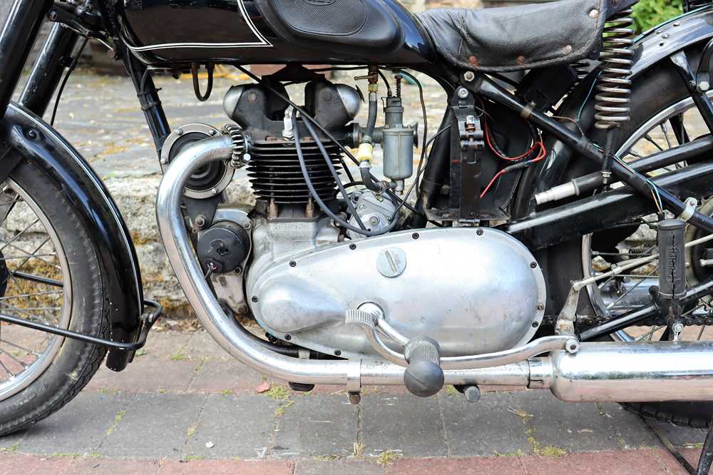 Lot 149 - 1947 Triumph 3T