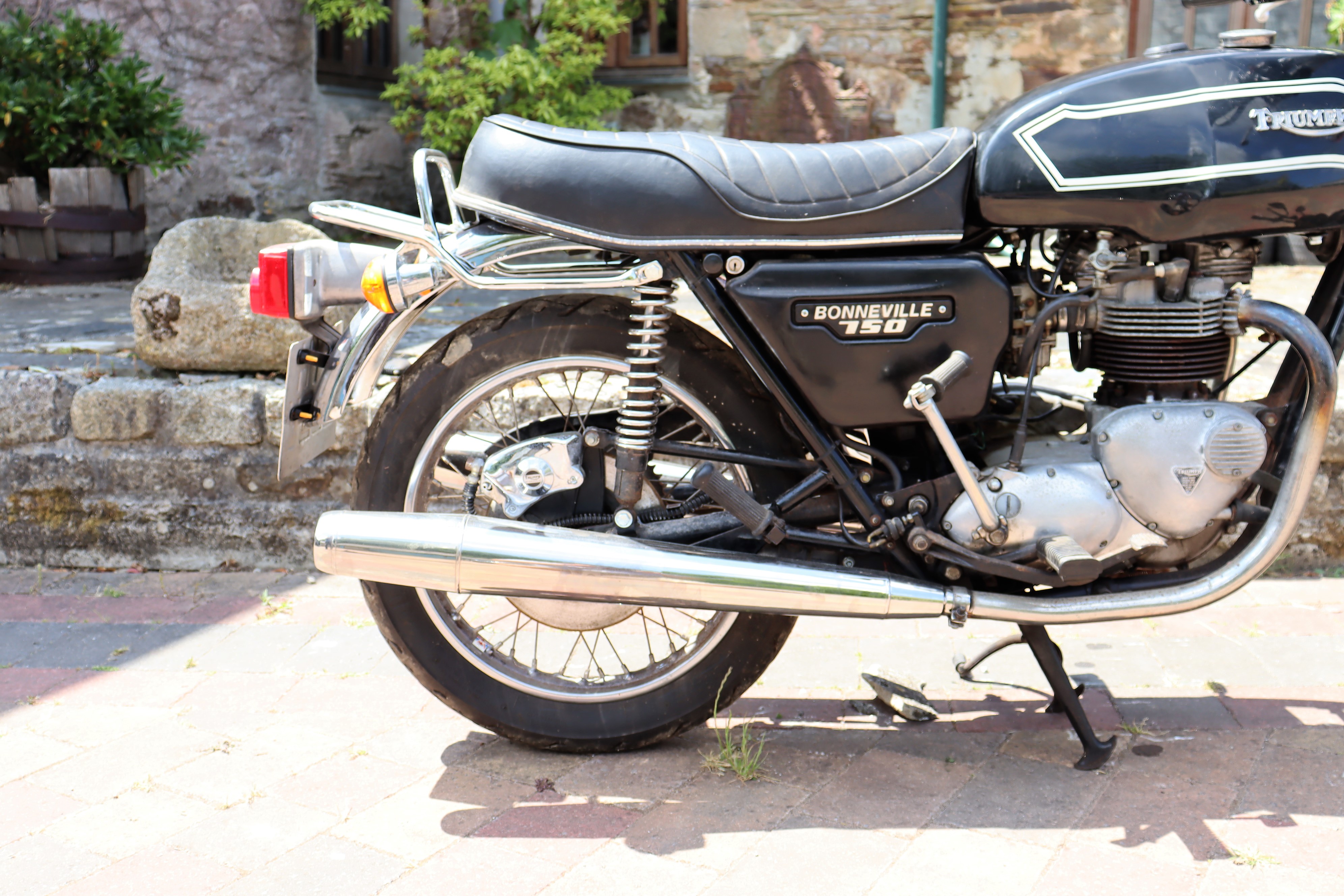 Lot 166 - 1980 Triumph T140 Bonneville