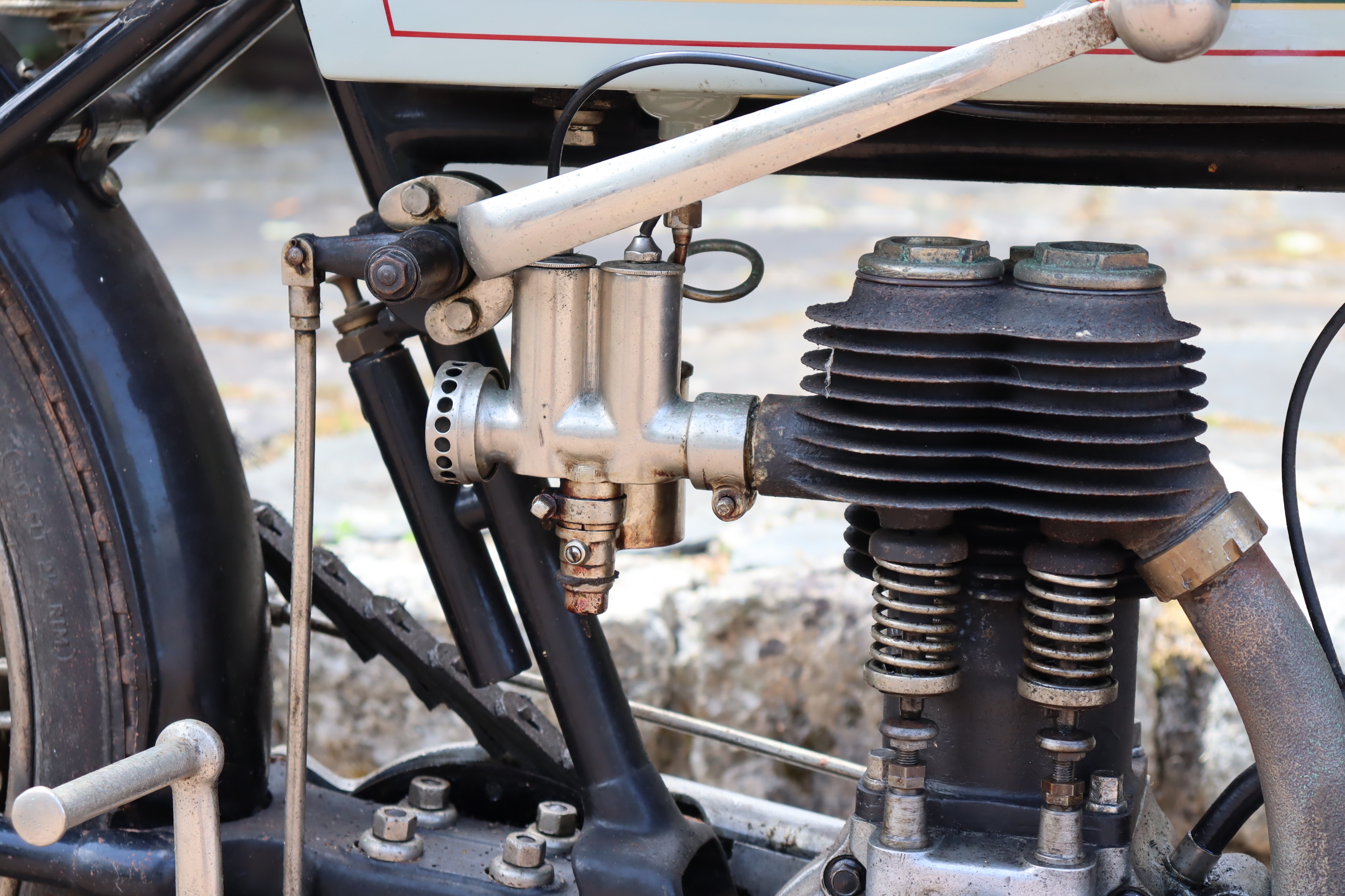 Lot 137 - 1919 Triumph Model H