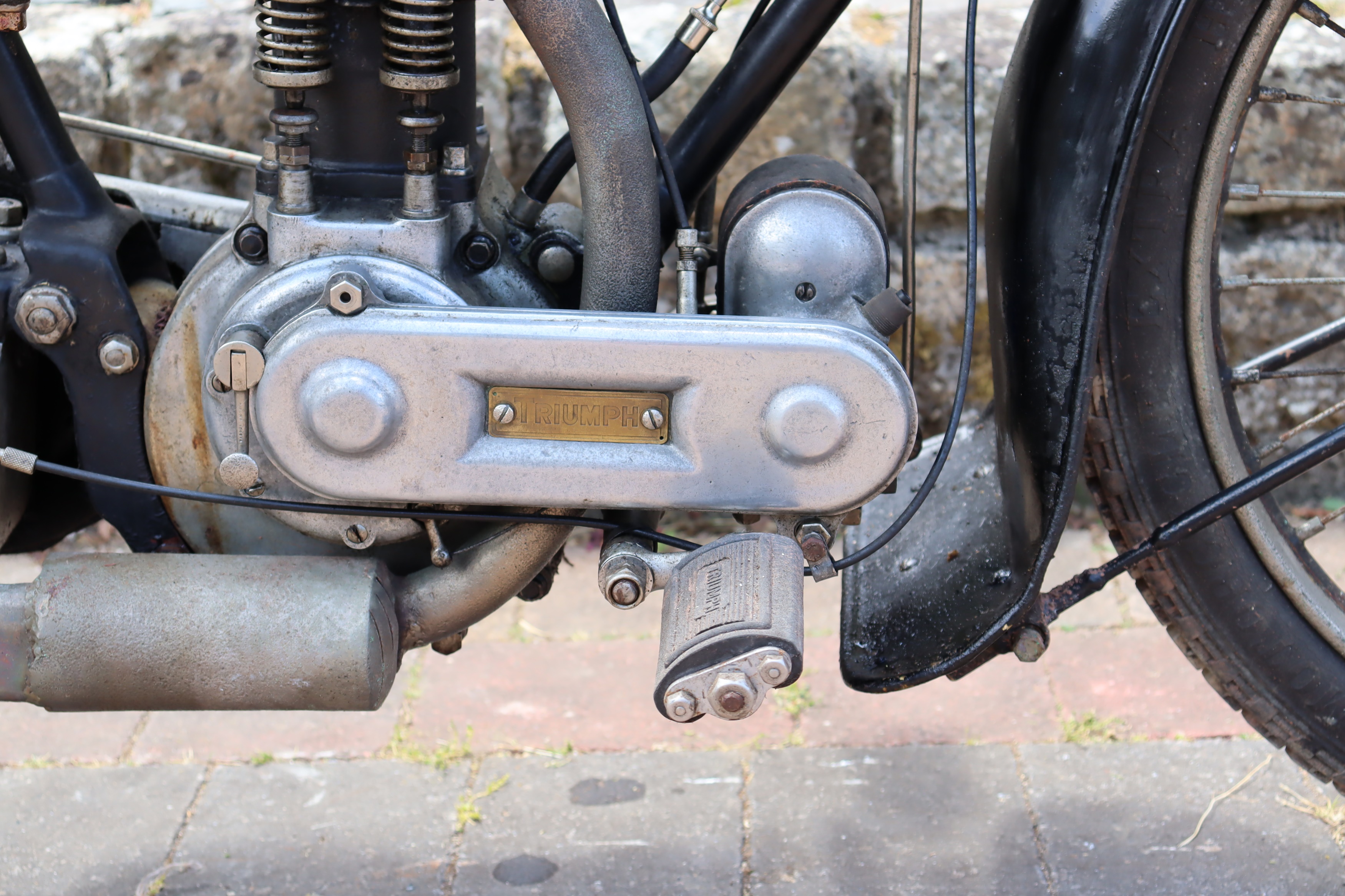 Lot 137 - 1919 Triumph Model H