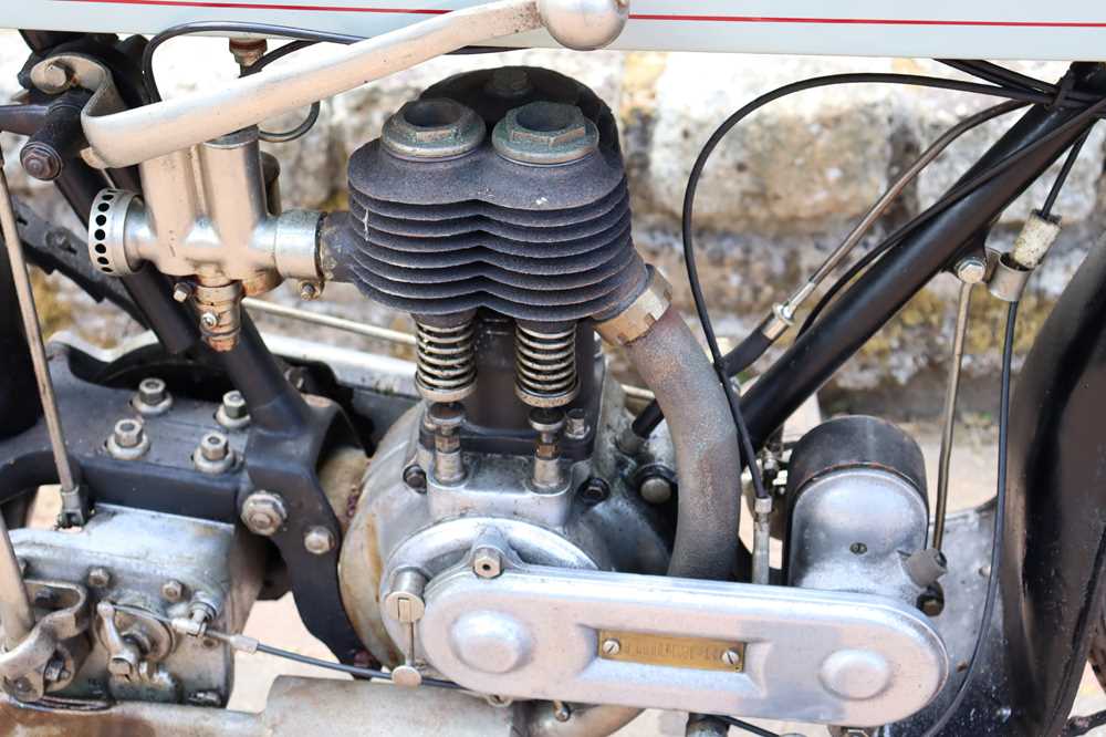 Lot 137 - 1919 Triumph Model H